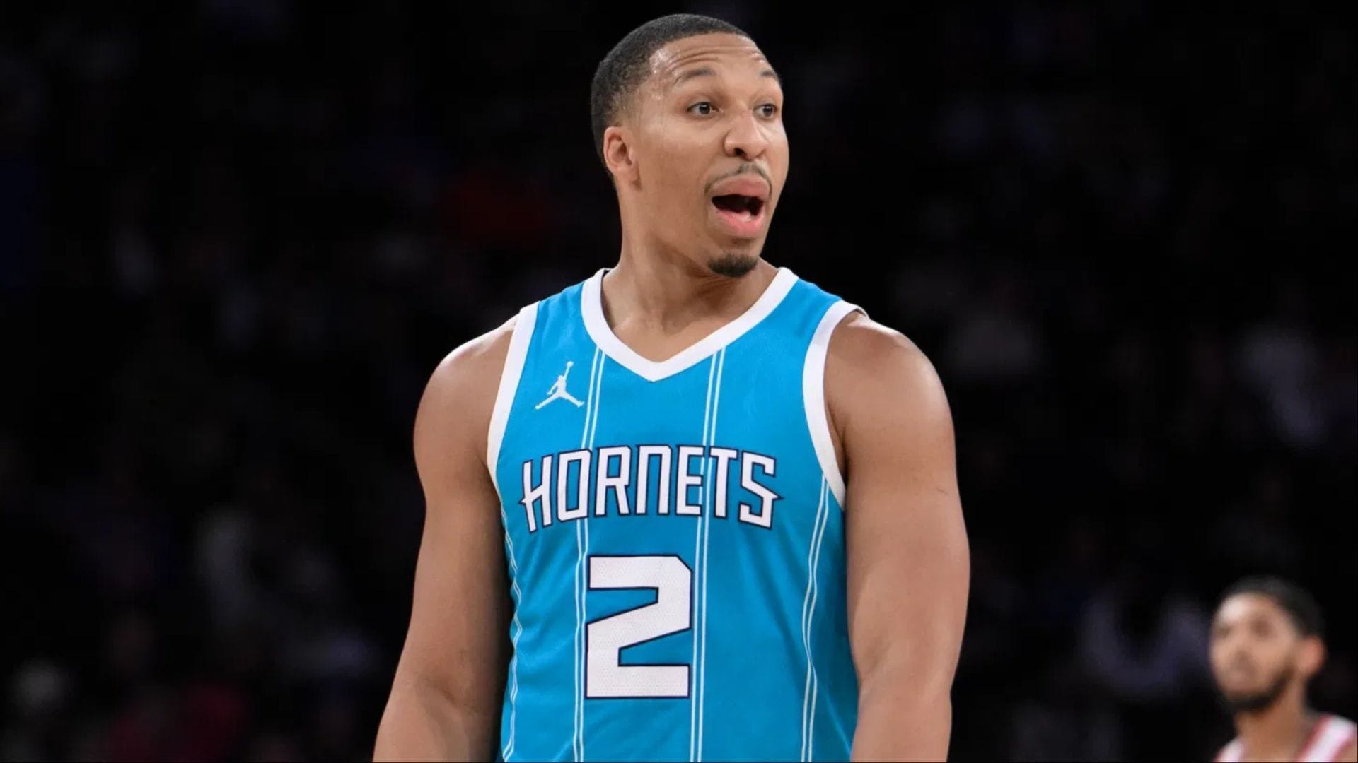 "She's really exposing bros ahh": Popular streamer Valkyrae stuns fans ...