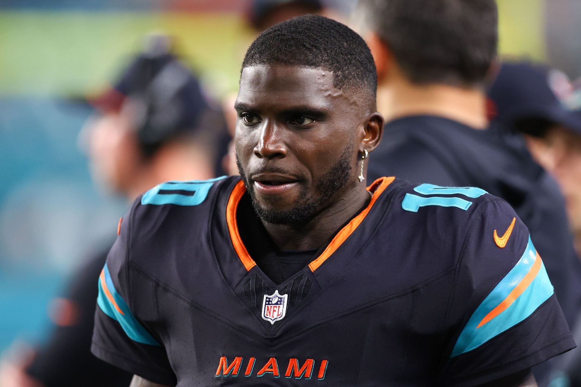 Tyreek Hill drops cryptic reaction after Dolphins sign Packers VP of ...