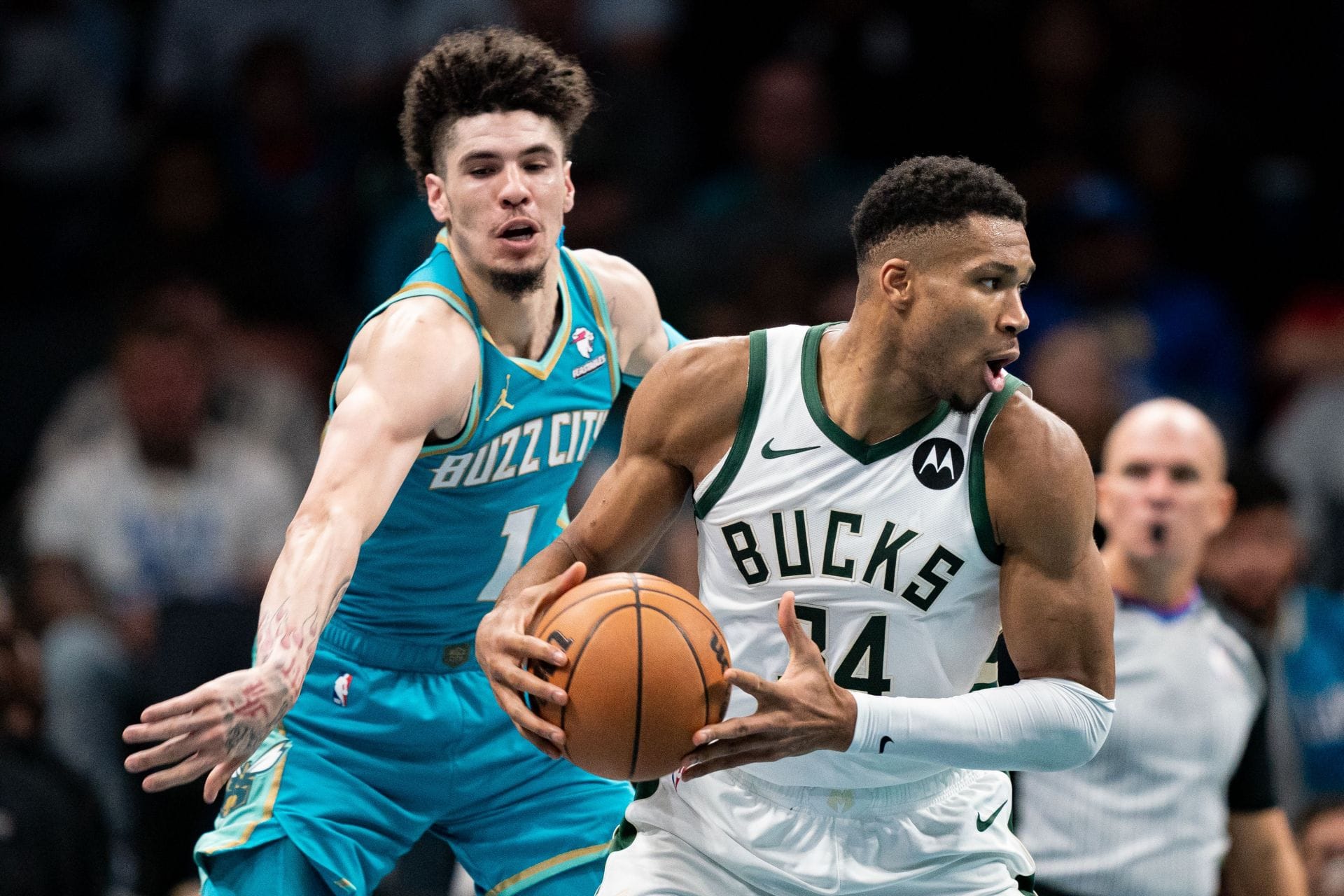 Charlotte Hornets vs Milwaukee Bucks Starting Lineups Tonight (Jan. 2 ...