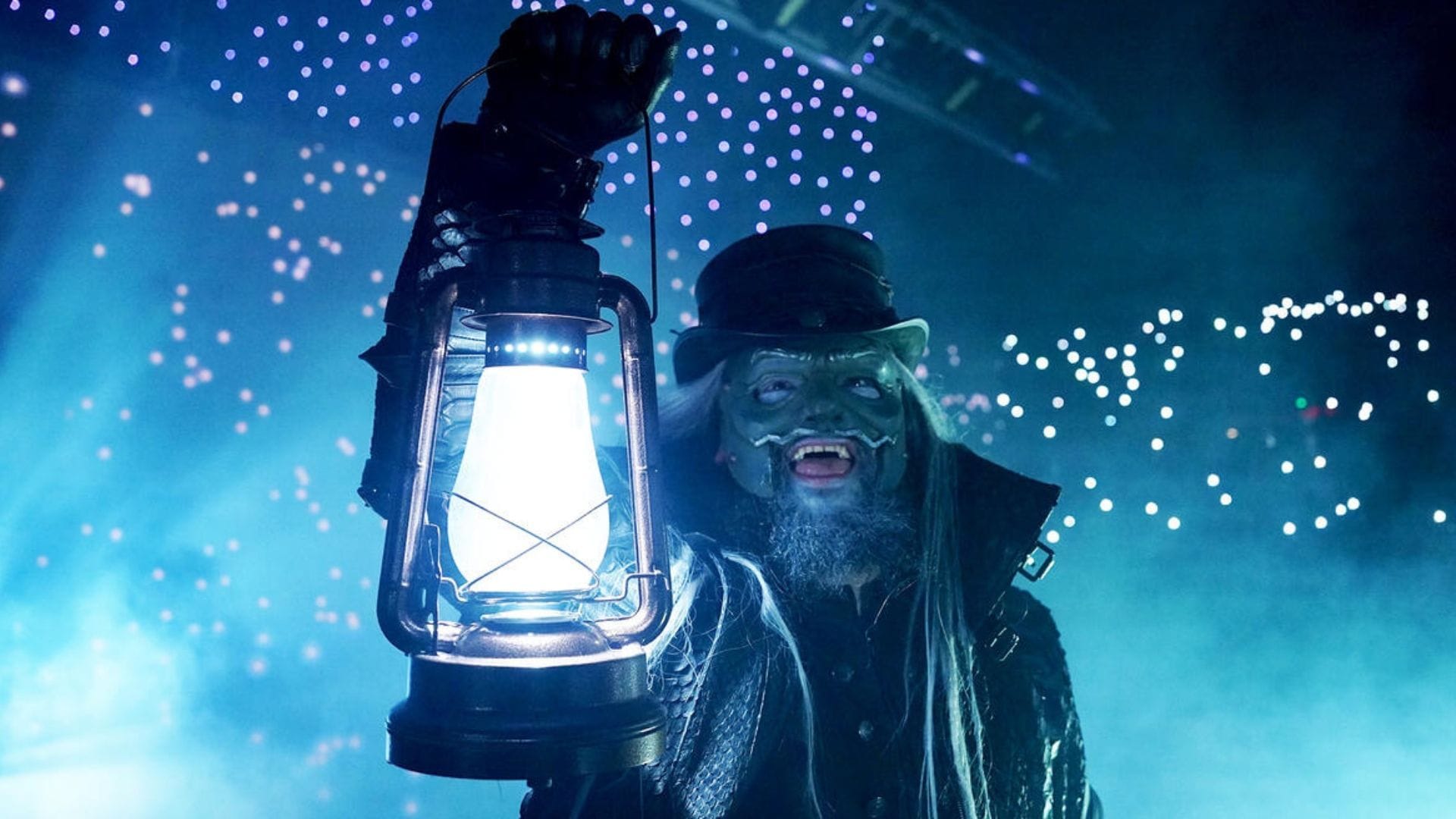 Uncle Howdy attacked and robbed on WWE SmackDown