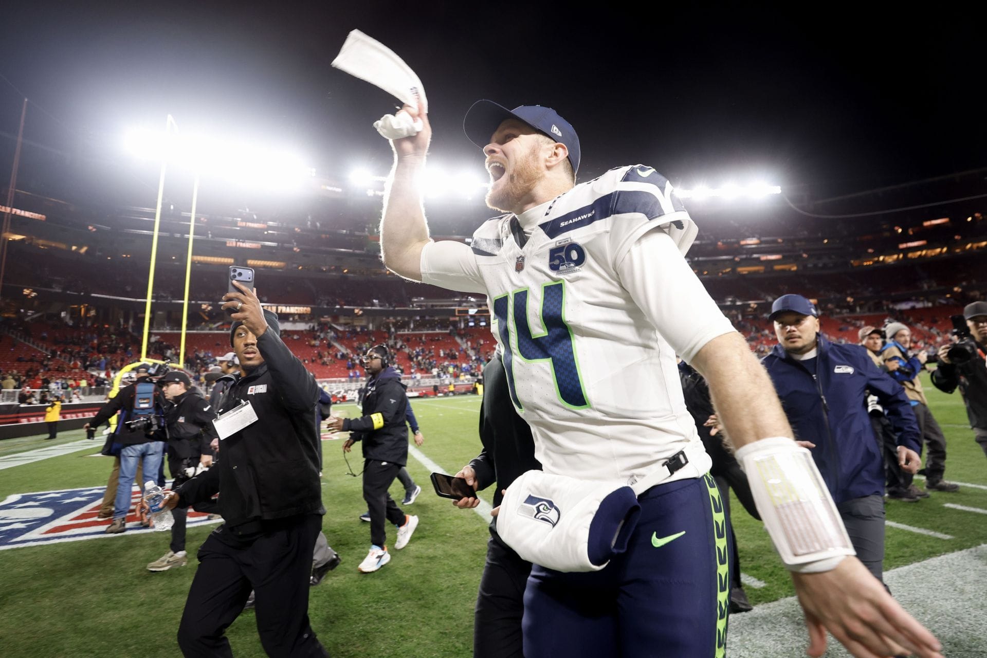 Sam Darnold labeled "weak link" for Seahawks to reach Super Bowl by NFL ...
