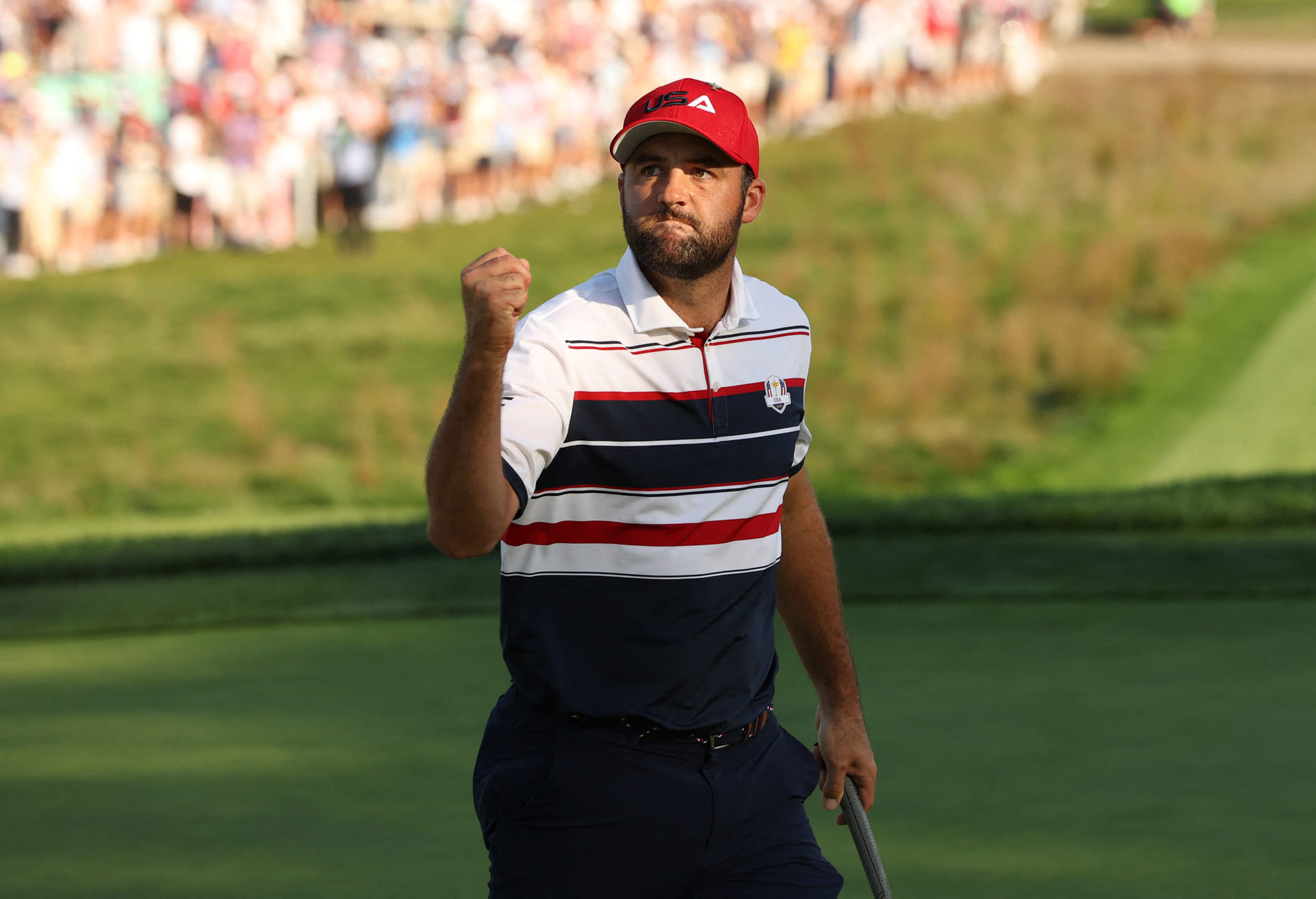 Scottie Scheffler enjoys his "Sunday Funday" by working on strength ...