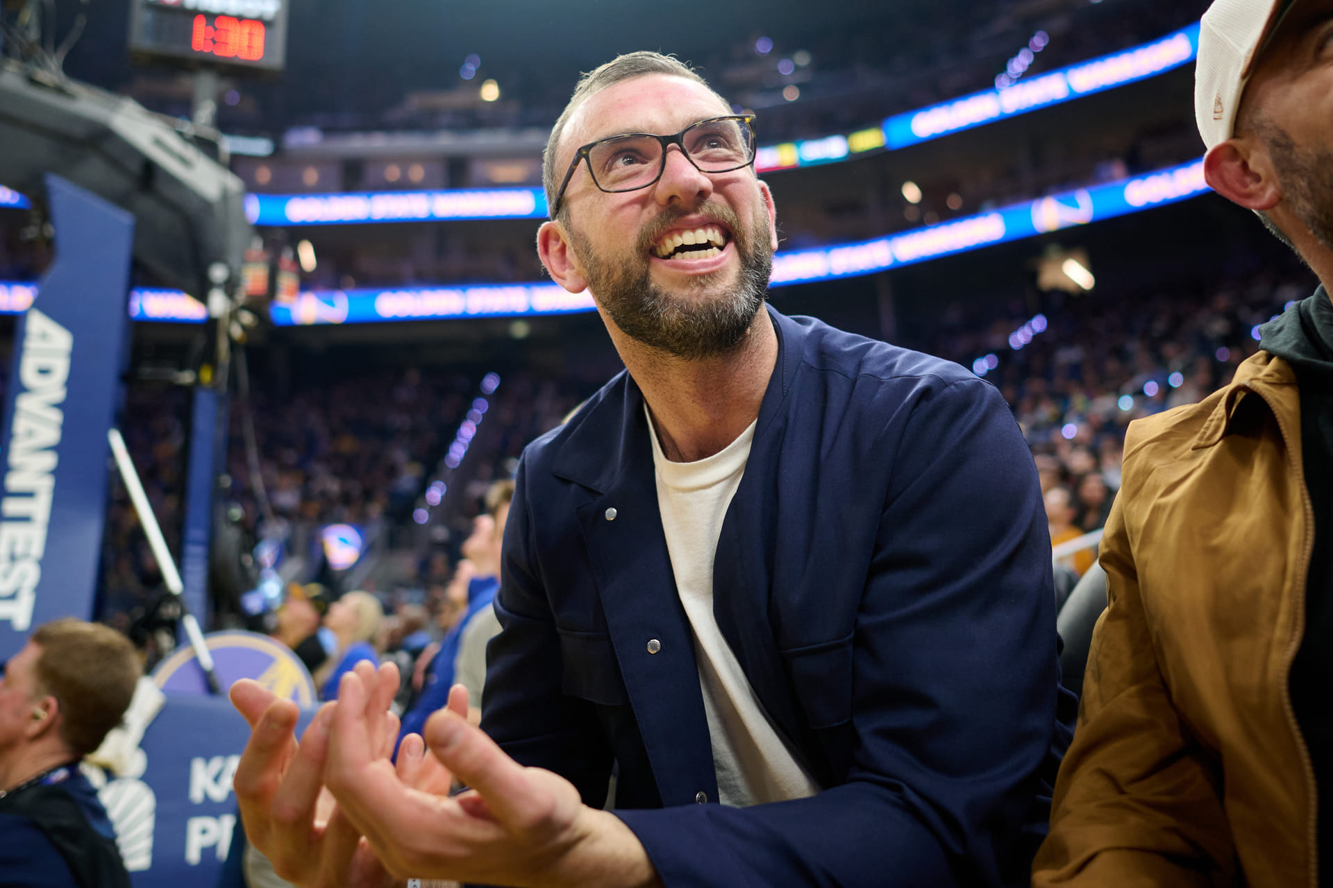 “Colts O-Line will do that to you” “Is that Edward Snowden”: NFL fans ...