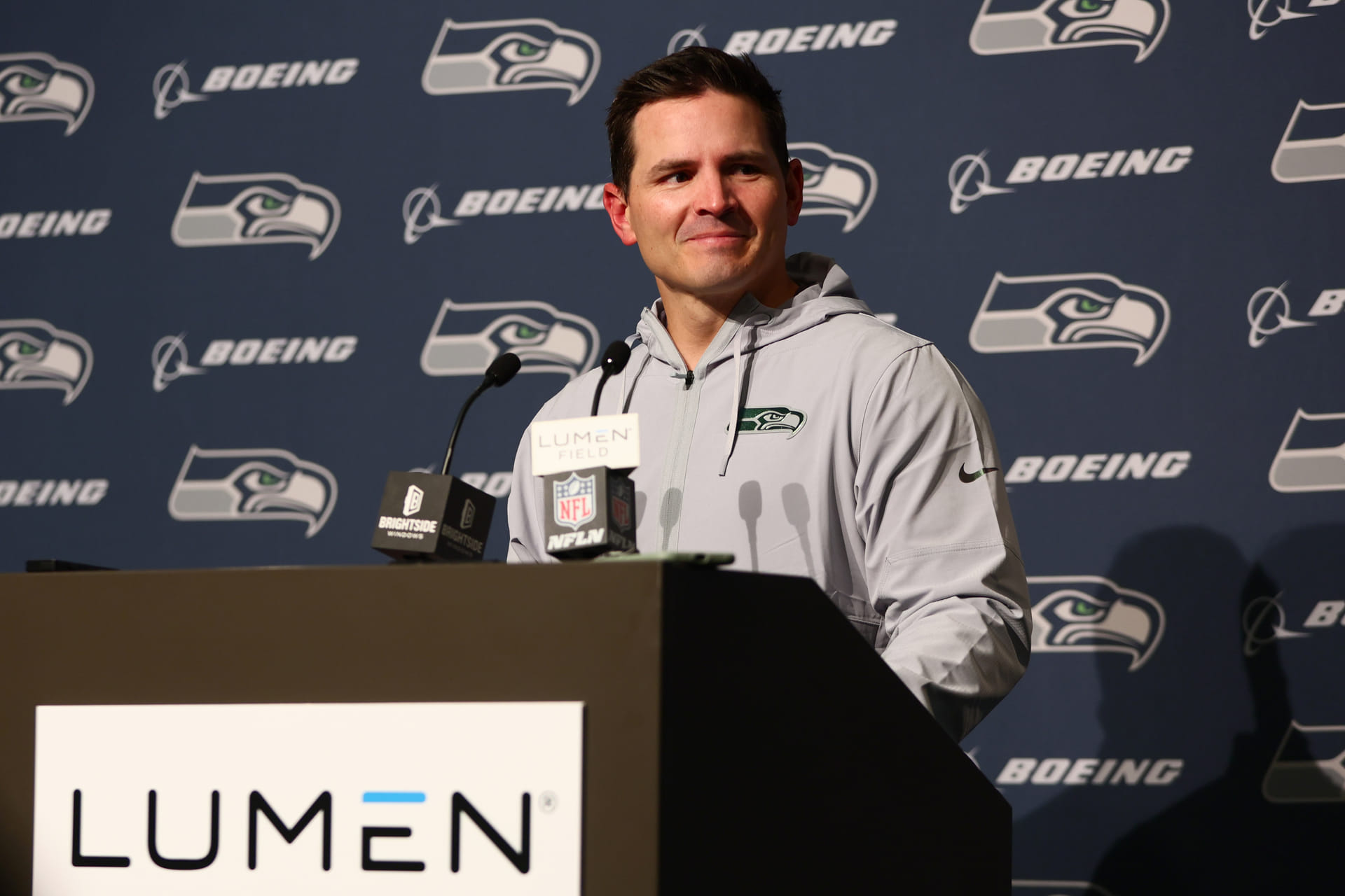 “This is not a flex”: NFL analyst calls out Mike Macdonald as Seahawks ...