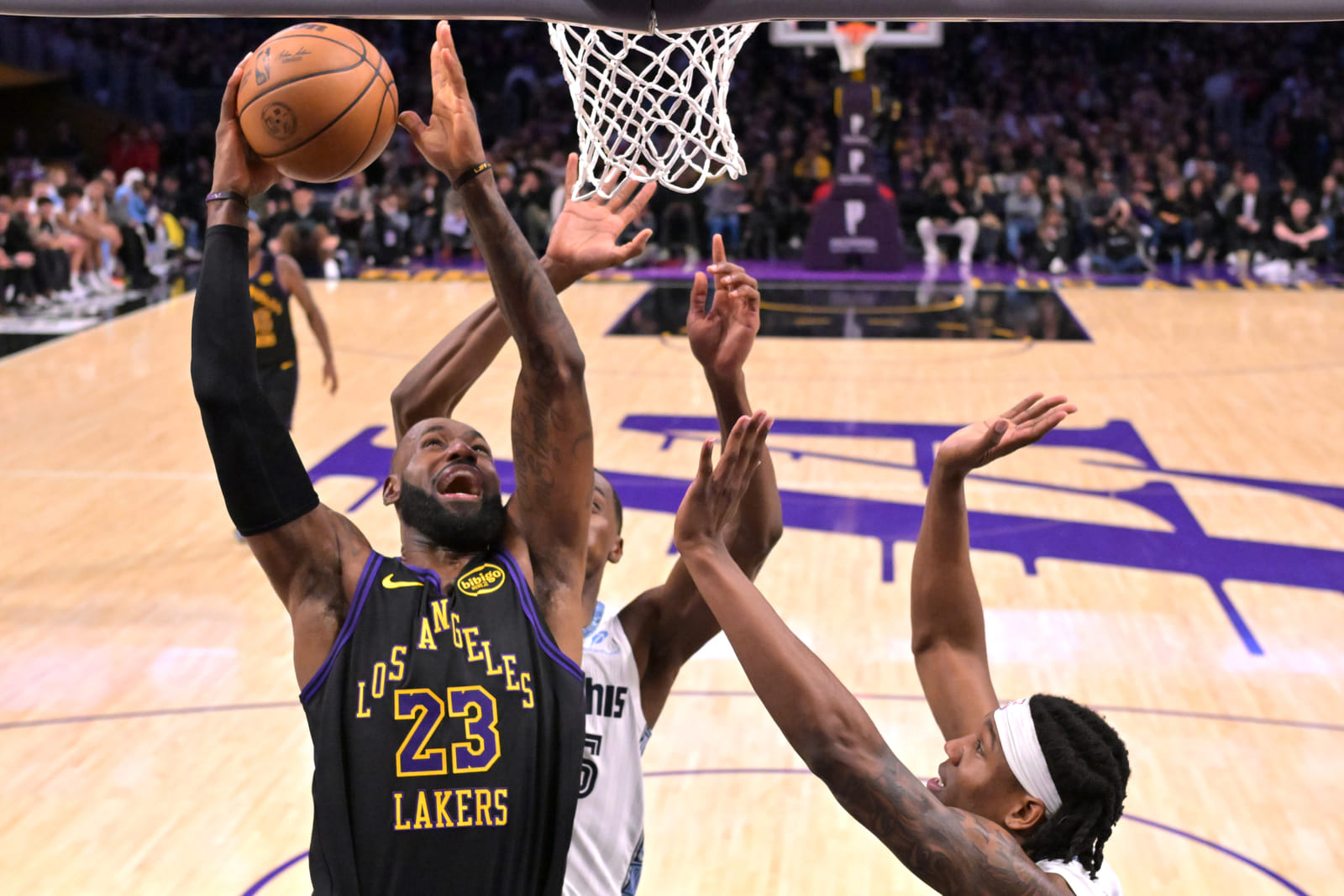 Lakers' $12 Million Forward Approves LeBron James' 'Sneaky Athletic' Claim