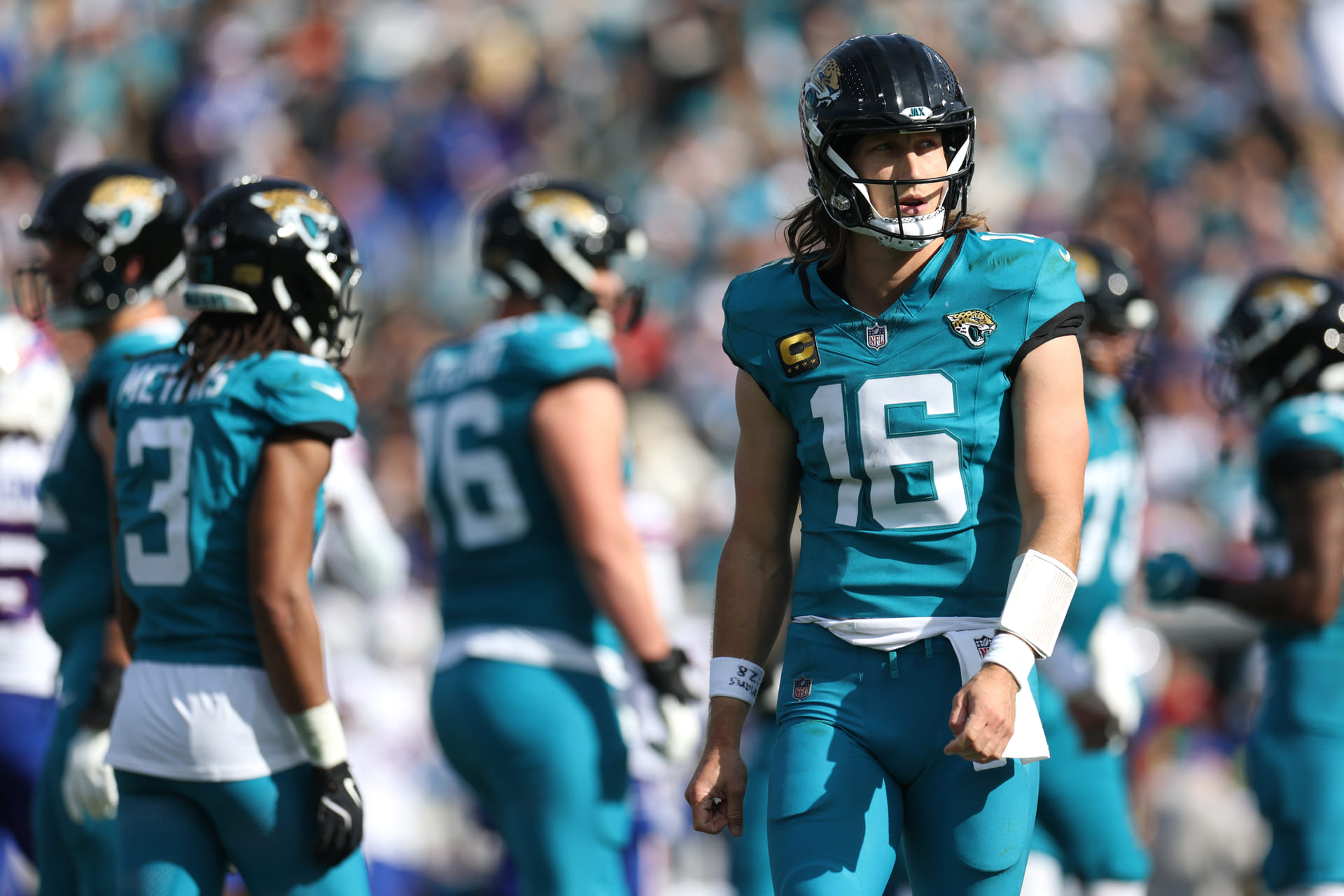 “What a loser” “Top Vegas employee of this game”: NFL fans rip Trevor ...