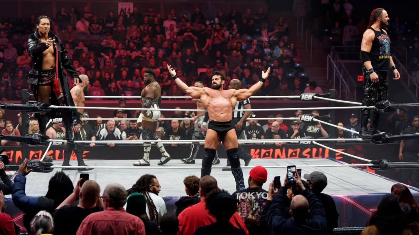 Former AEW champion shows off amazing physique amid hiatus