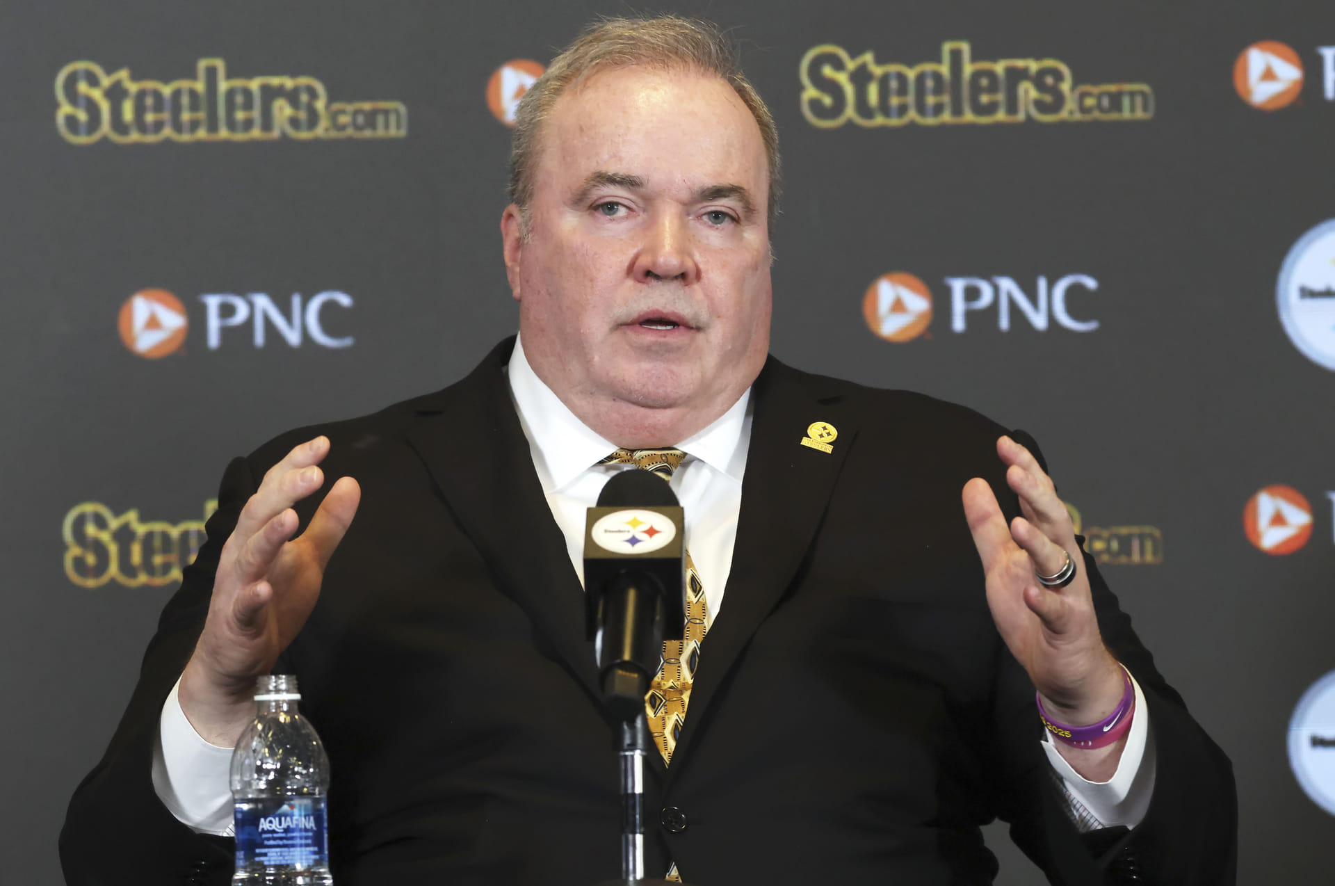 “What a loser” “Won’t be the last time he choked”: NFL fans react as ...