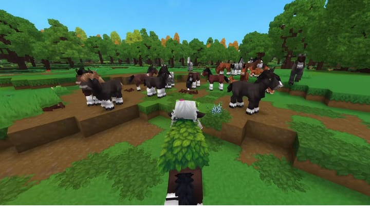 How to ride horse in Hytale