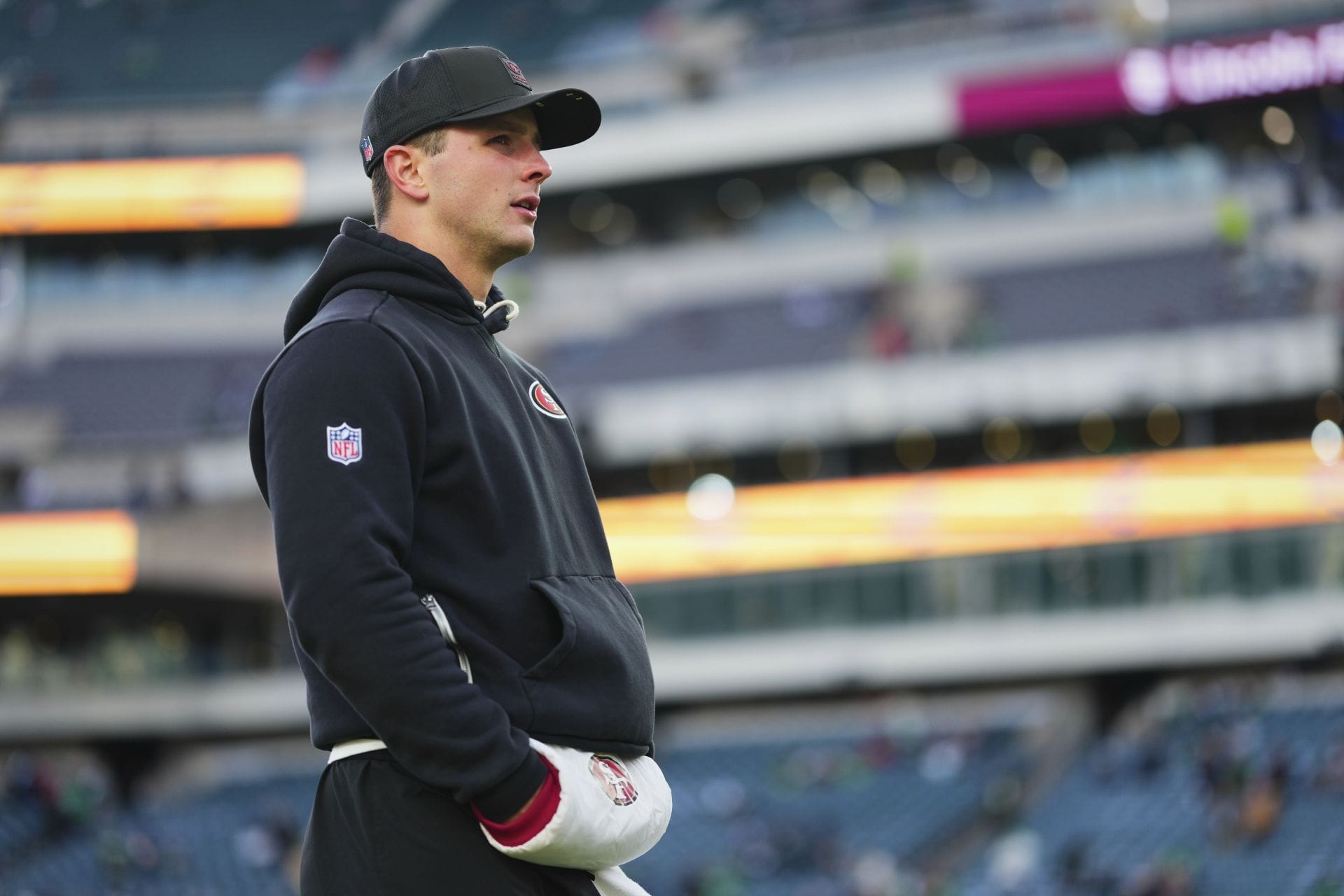 “Put in Mac Jones” “Horrible throw bro wtf”: NFL fans react as Brock ...