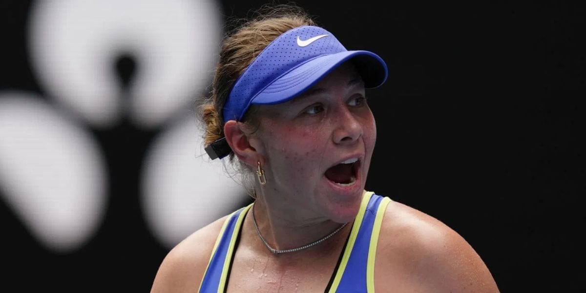 WATCH: Amanda Anisimova explodes in fury at her team during emotional ...