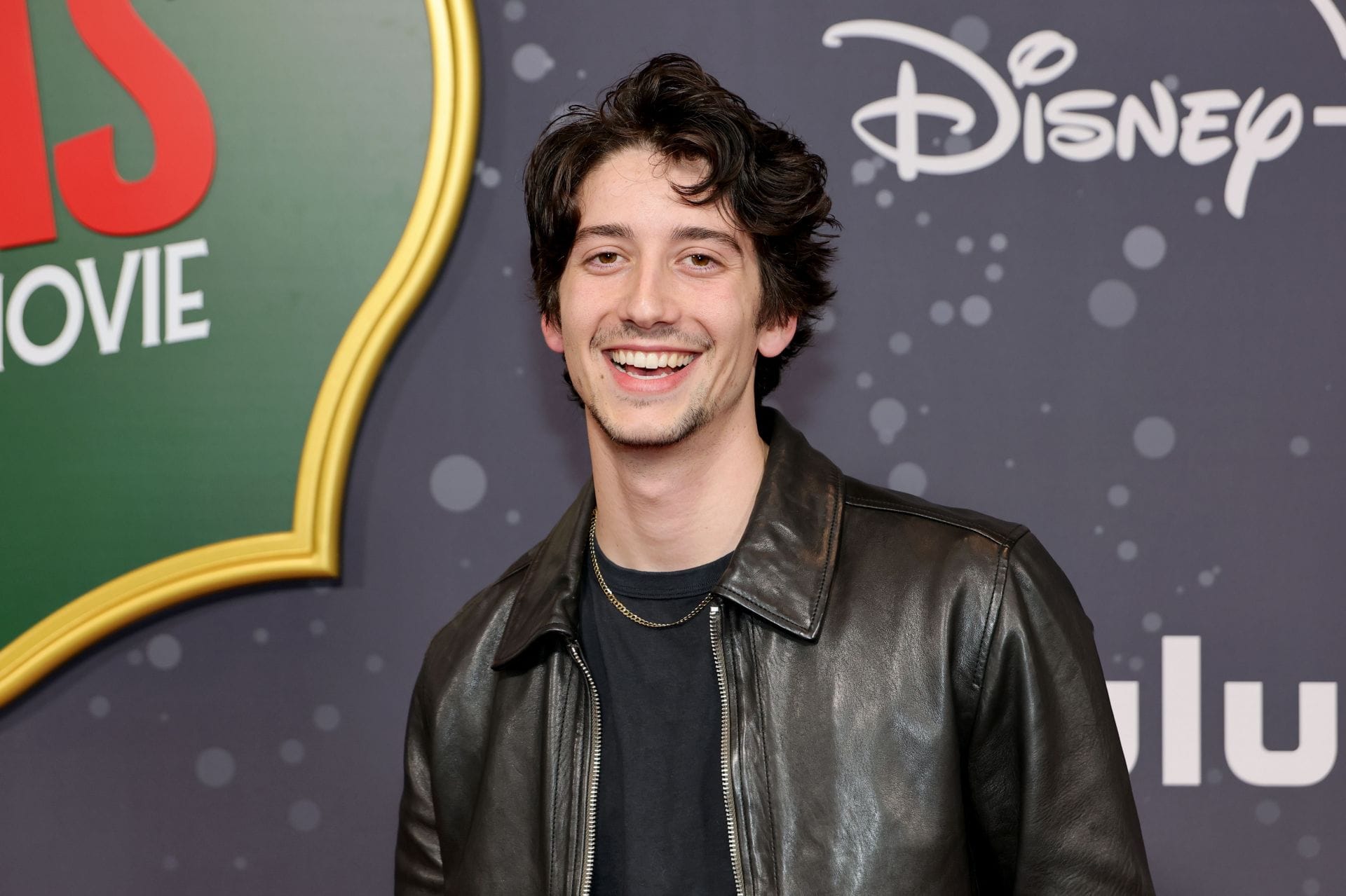 Tangled: Who is Milo Manheim? Everything to know about Tangled live ...