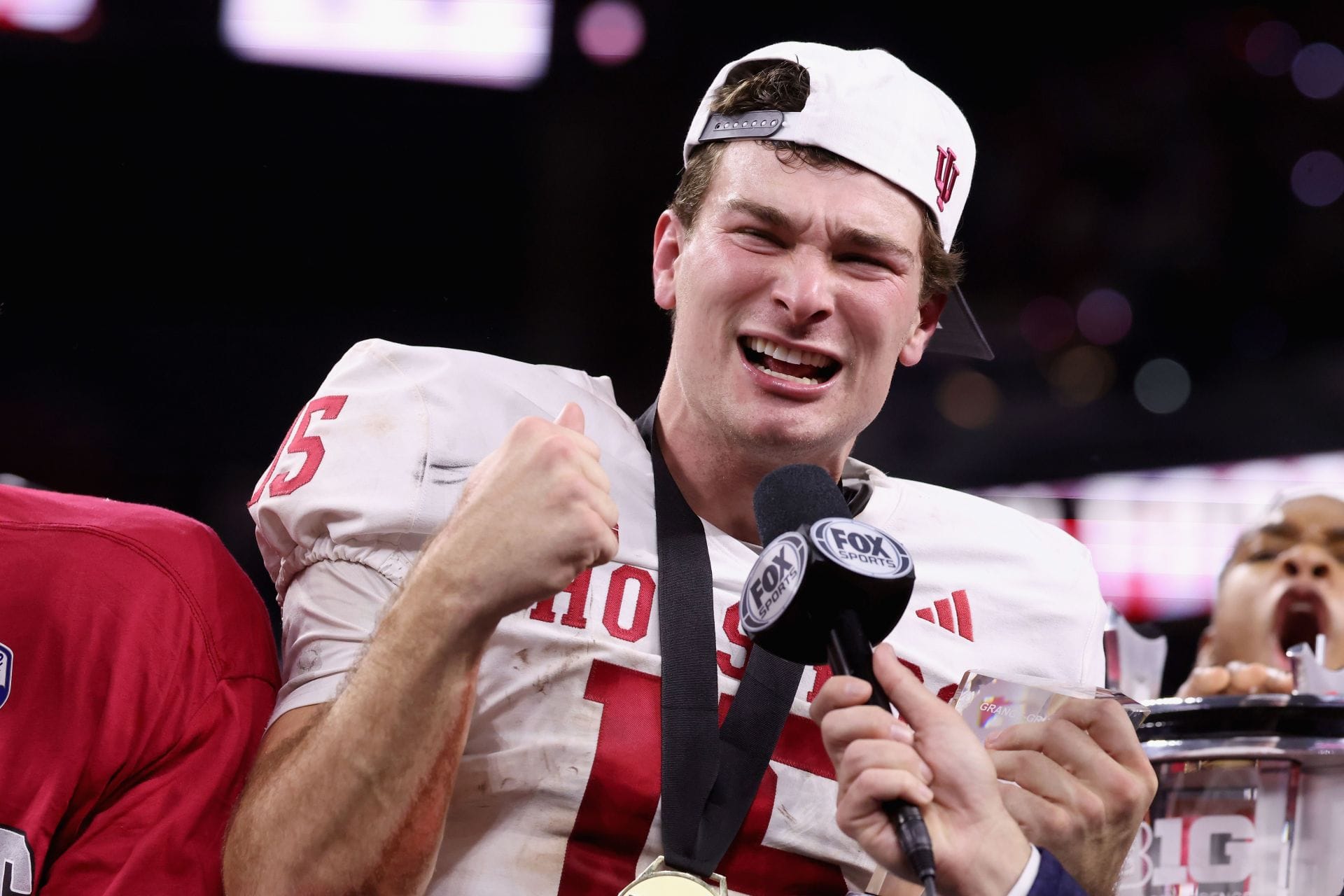 "Polar opposite of Caleb Williams": Ex-NFL scout exposes 15 problems ...