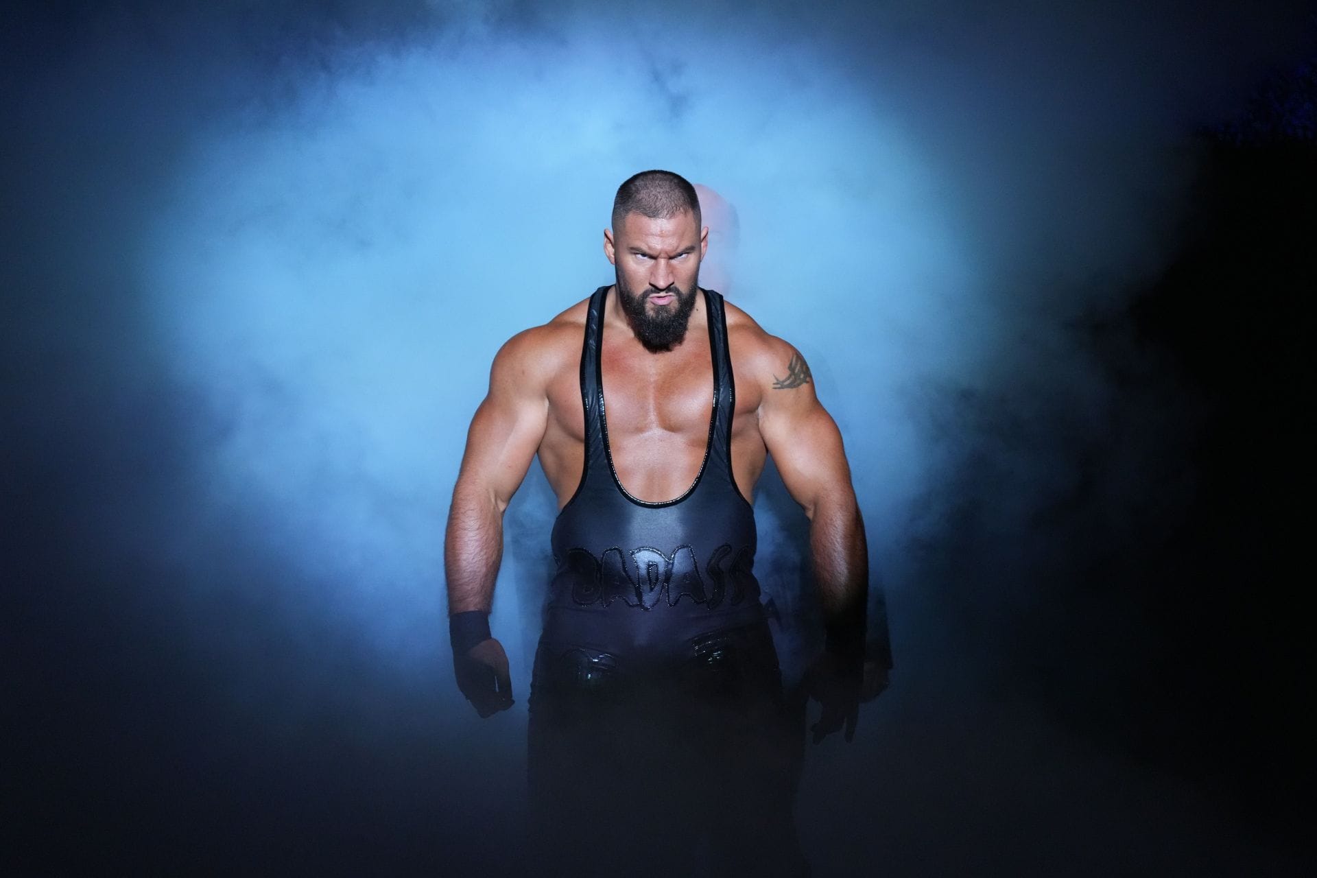 Top WWE official sends out a message after Bron Breakker threatens to ...