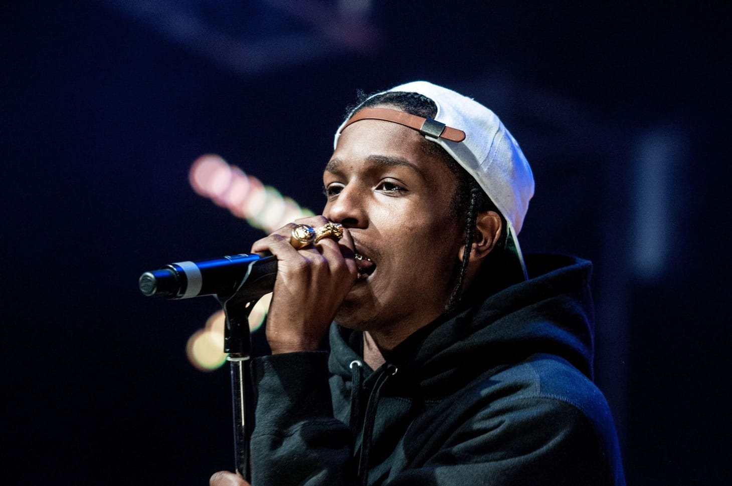 “Wtf is this”- Internet reacts to A$AP Rocky’s 'Punk Rocky' performance ...