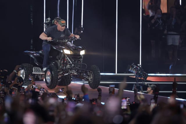 4 Potential WrestleMania 42 opponents for Stone Cold Steve Austin