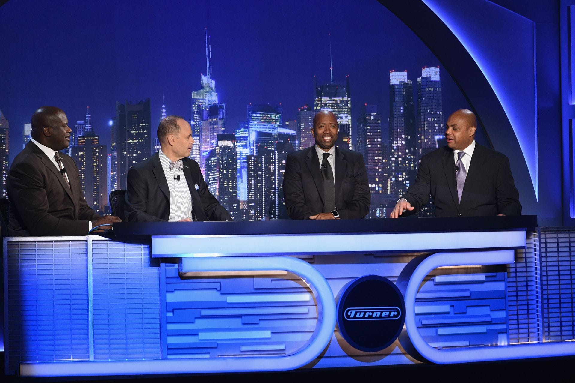 "Shut the f**king hell up" - Charles Barkley Seemingly Takes Indirect ...