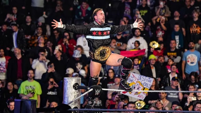 BREAKING: Former WWE World Champion will NOT be in the Royal Rumble ...