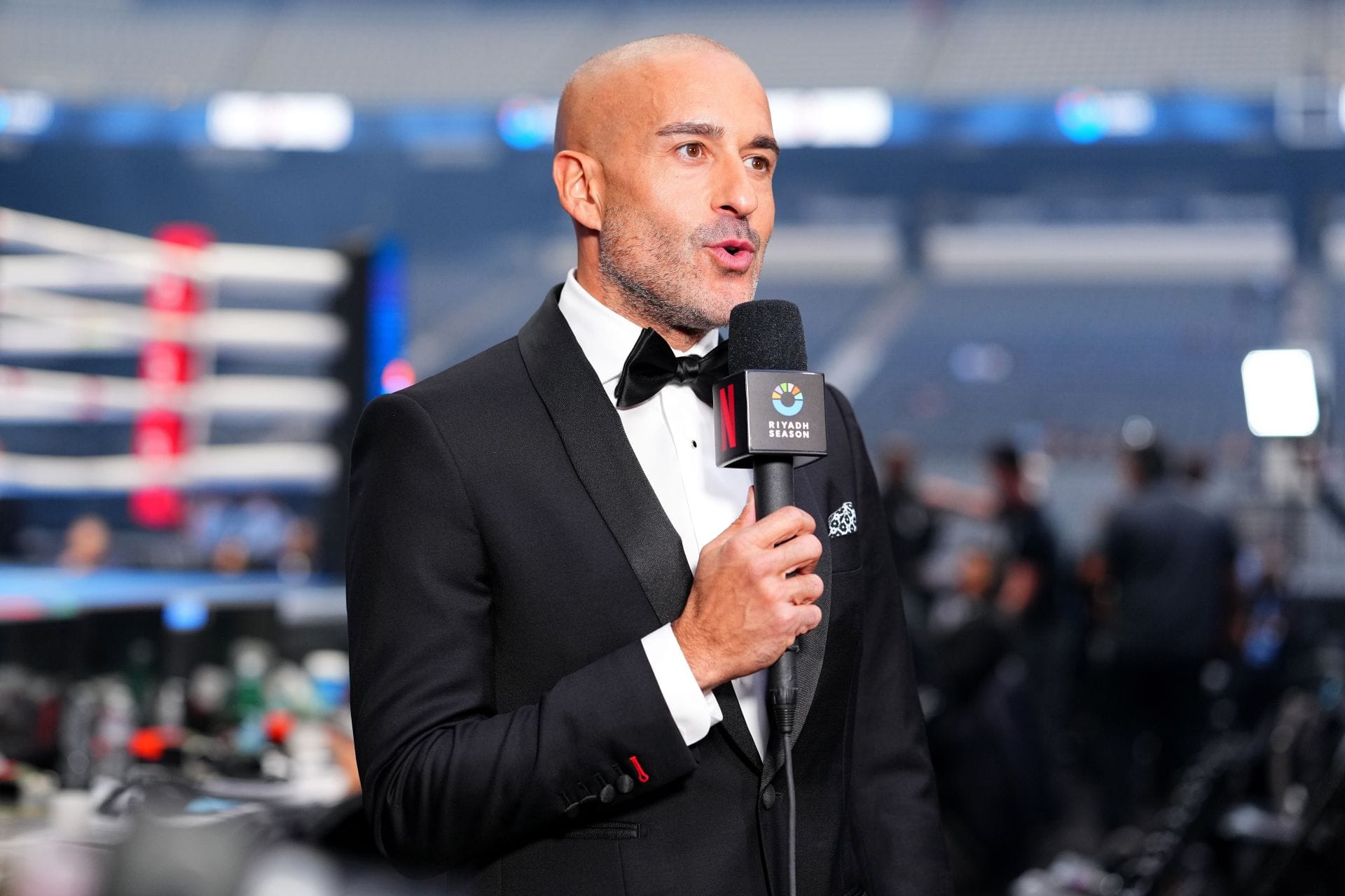 UFC: "I would cut 150 fighters" - Jon Anik shares drastic measures to ...