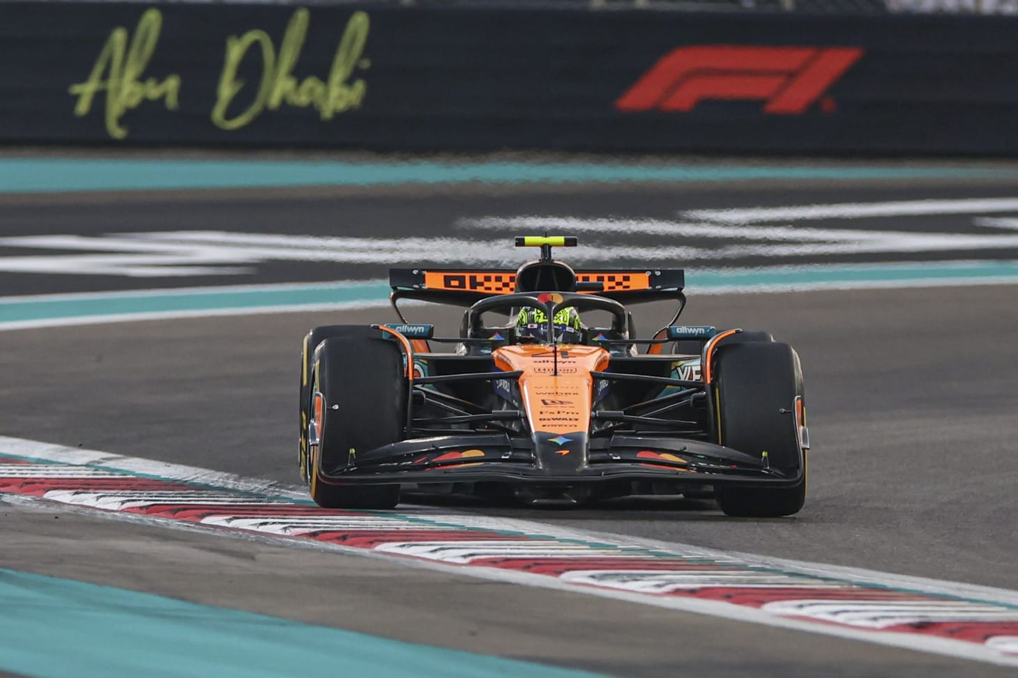 Bad news for rivals as McLaren successfully fires up its 2026 F1 car ...