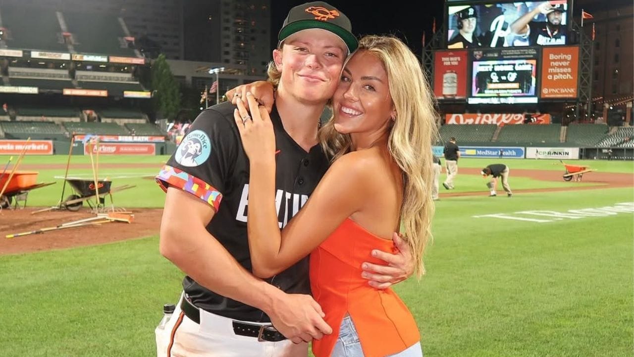 Jackson Holliday's wife Chloe soaks up the sun in yellow bikini bottom ...