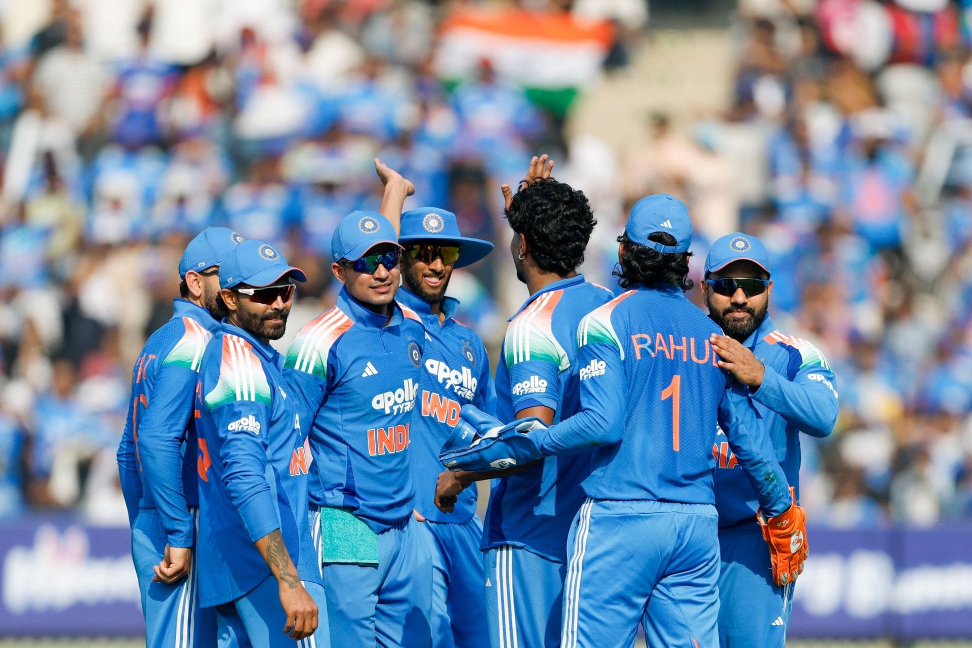 "He was almost telling KL Rahul to stop him" - Varun Aaron lauds Indian ...