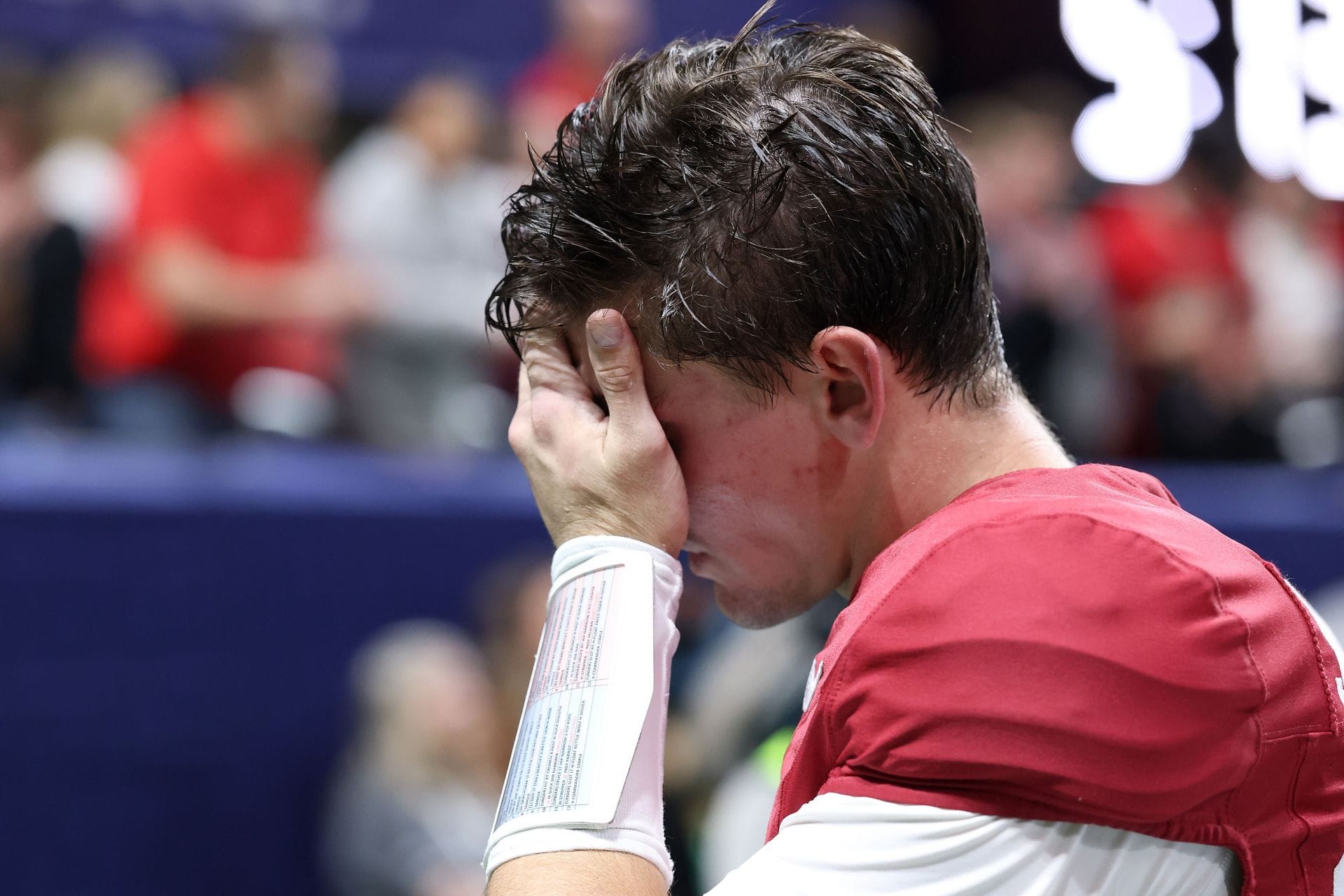 “He has no choice”: AJ McCarron lends a piece of advice to Ty Simpson ...