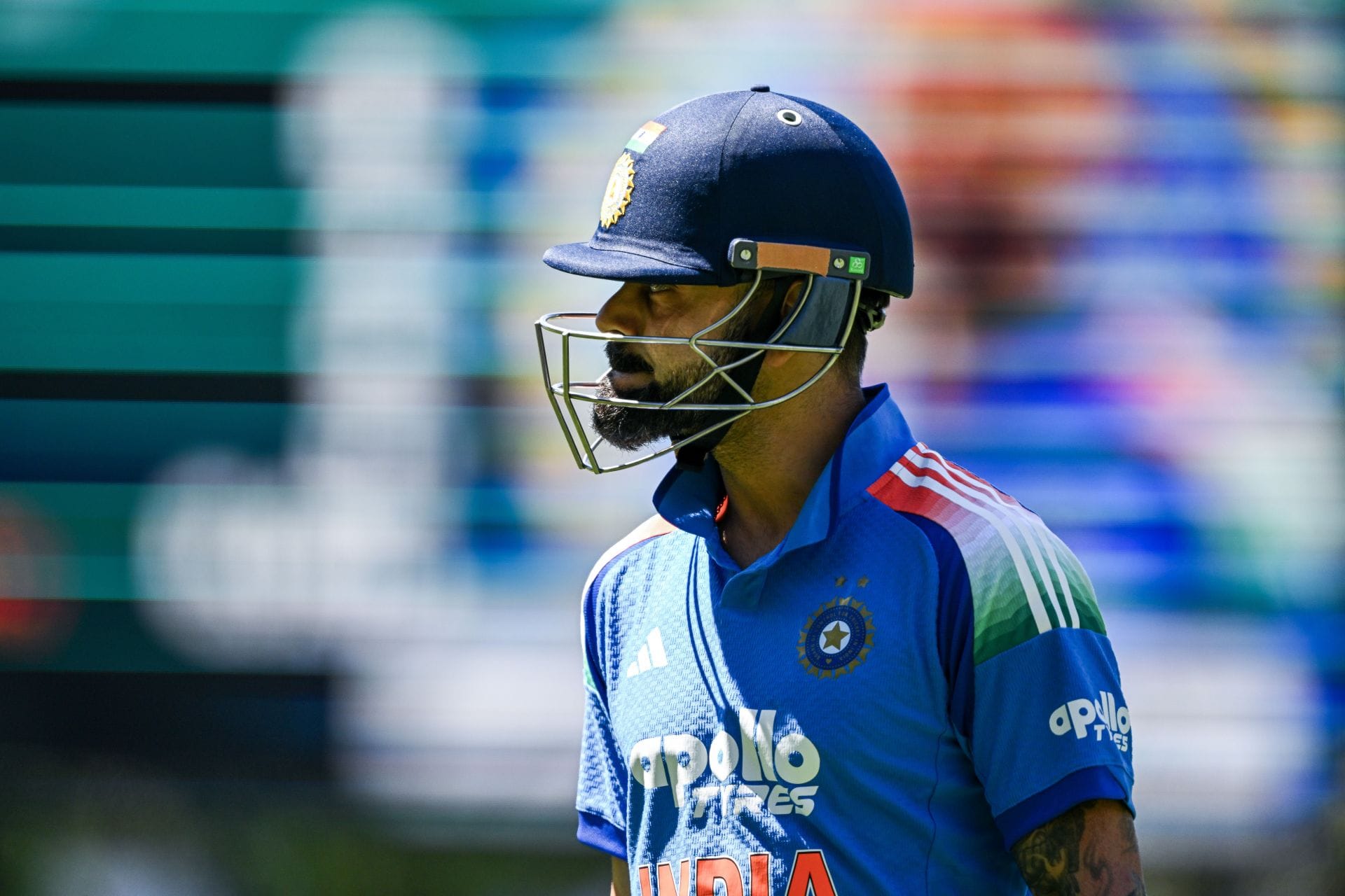 Virat Kohli hits a trademark cover drive off the very first ball in IND ...