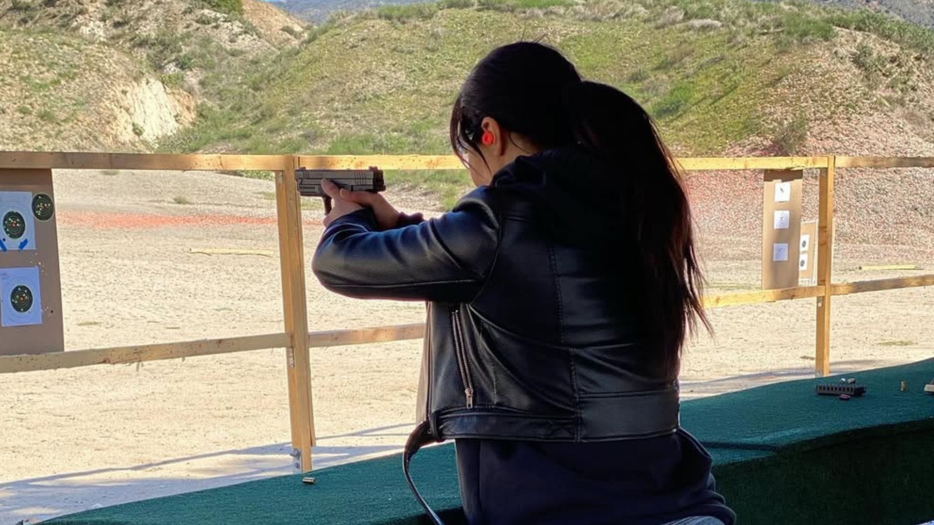 Female star announces massive return outside WWE