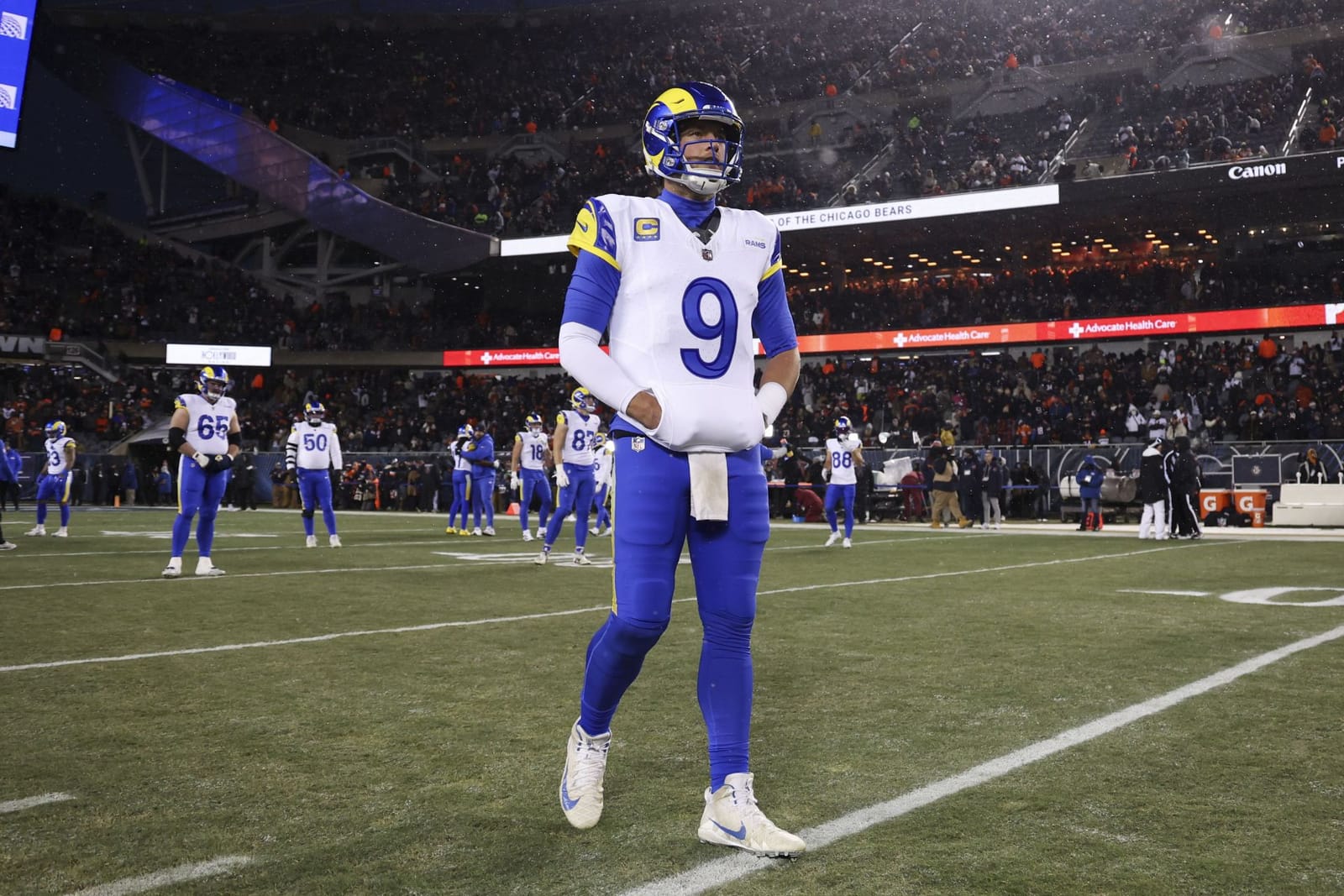 "STFU dumba*s clown": NFL fans rip "idiot" Bomani Jones for claiming ...