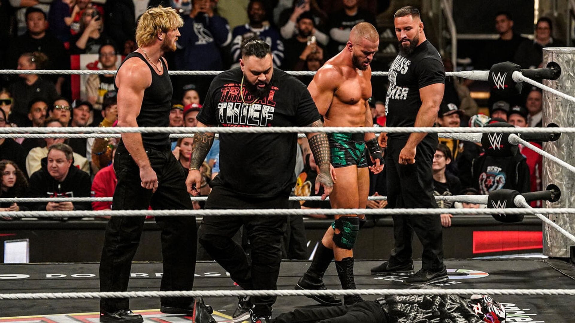 Austin Theory sends a cryptic one-word message after The Vision ...