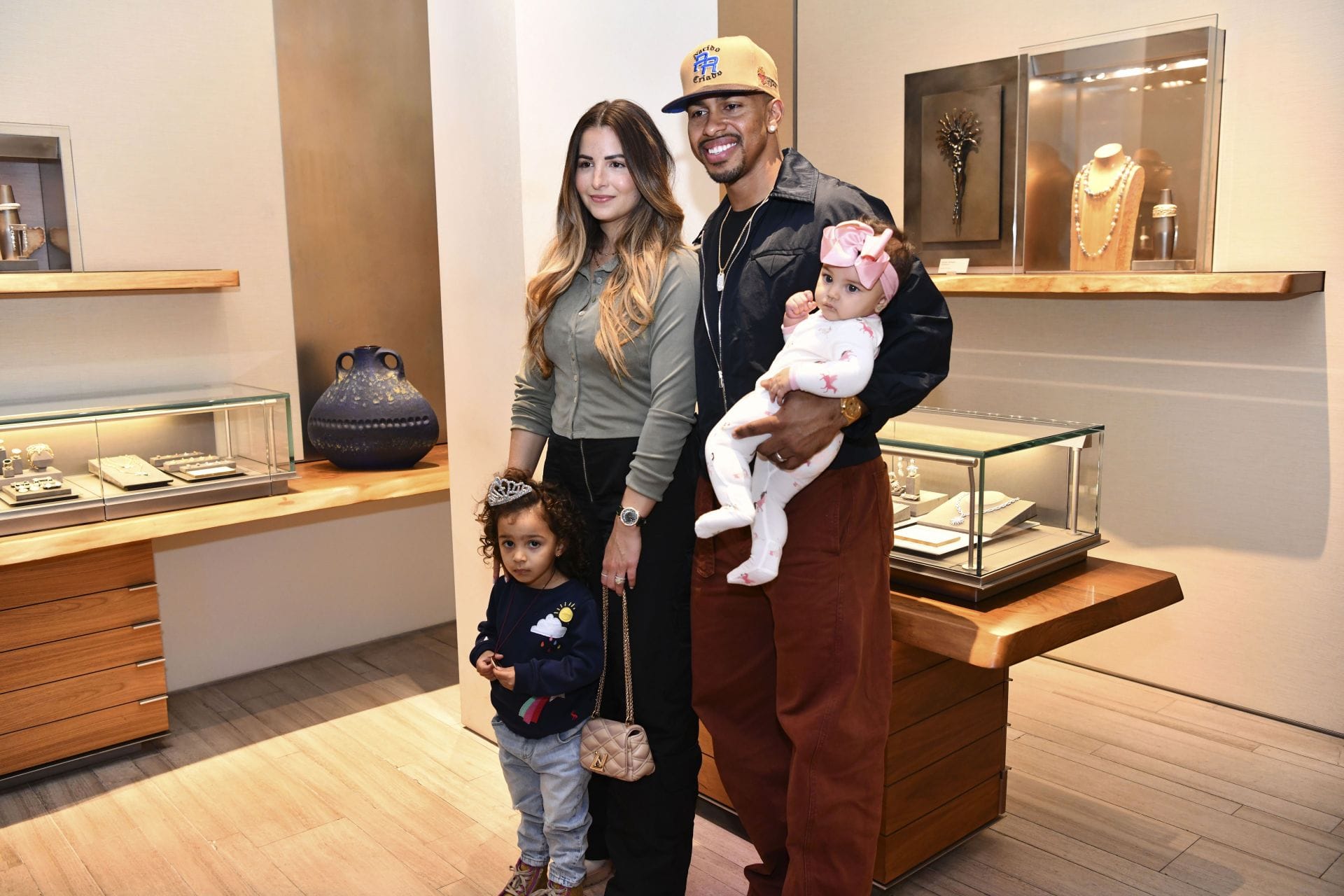 "I'm not alone" - Francisco Lindor's wife Katia breaks silence amid ...