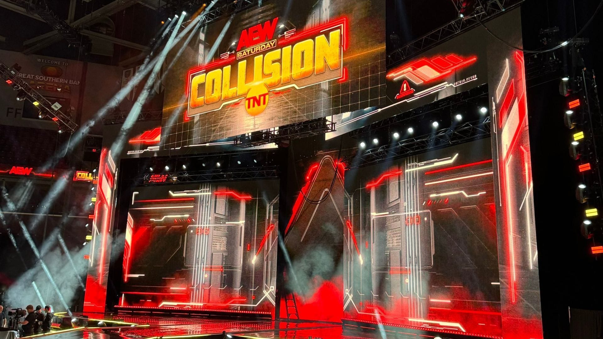 BREAKING: Major star finally returns after 220 days on AEW Collision
