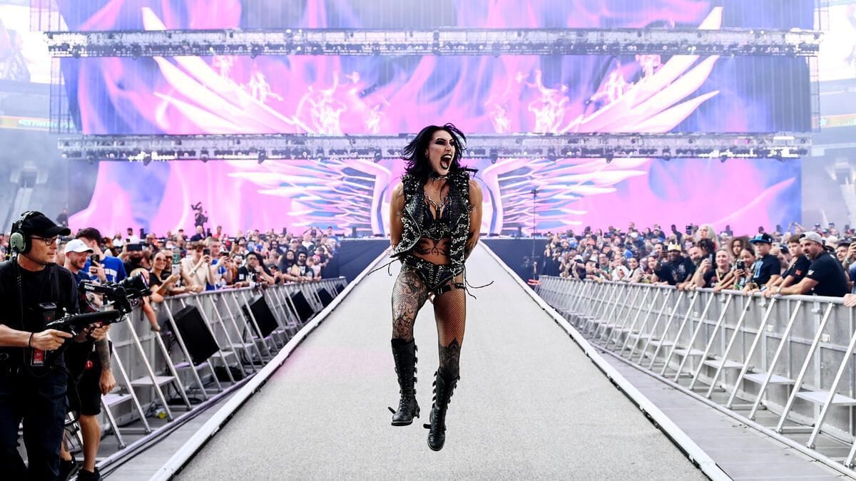 Rhea Ripley shows off her new look