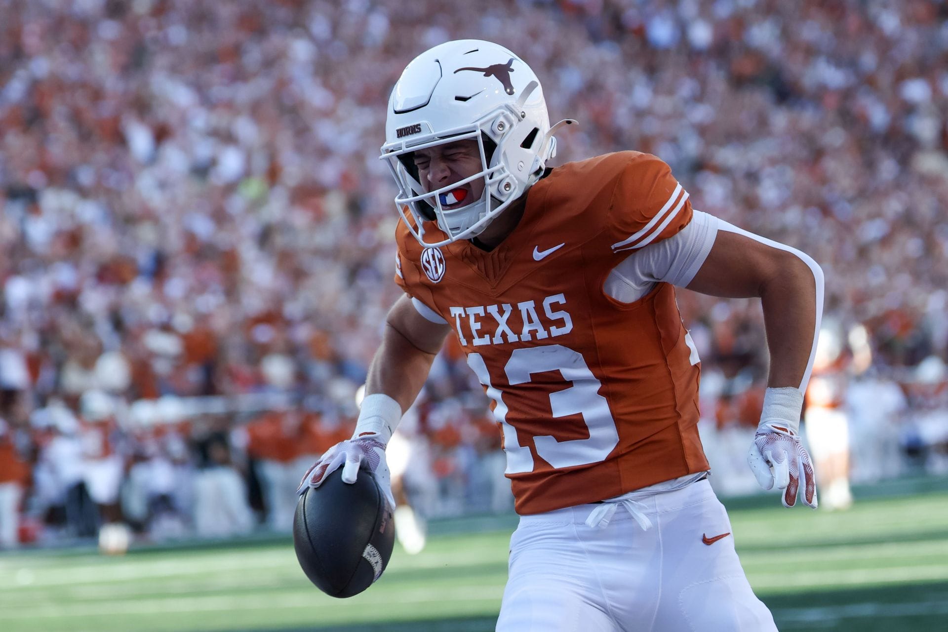 Parker Livingstone Transfer Portal: Top 5 best landing spots for Texas ...