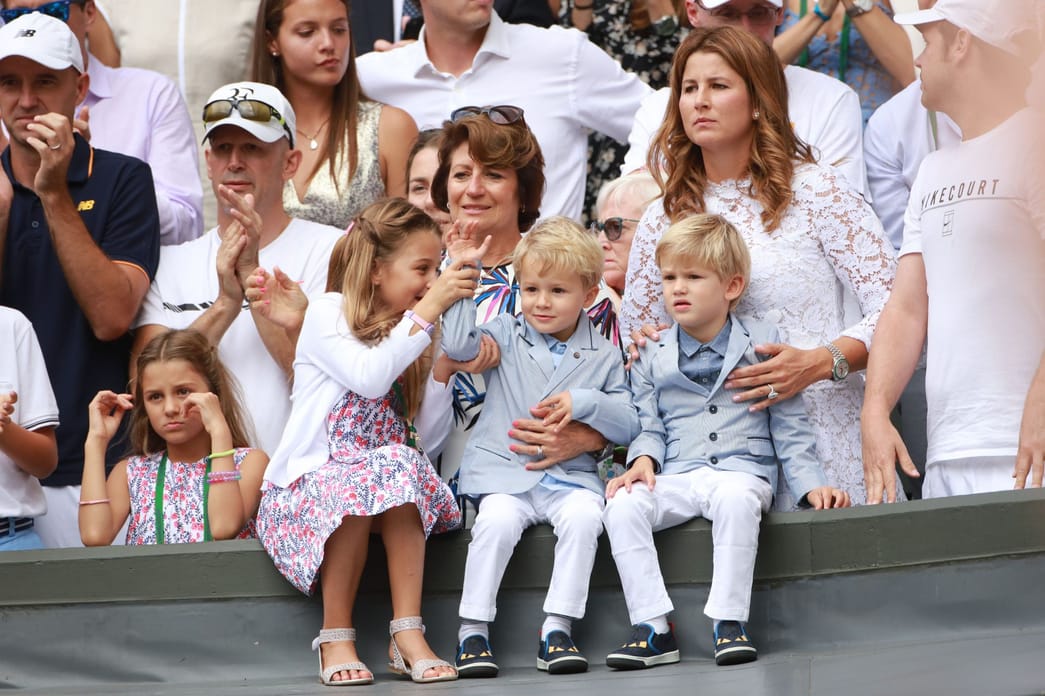 Roger Federer gets emotional 'reliving' Australian Open memories with ...
