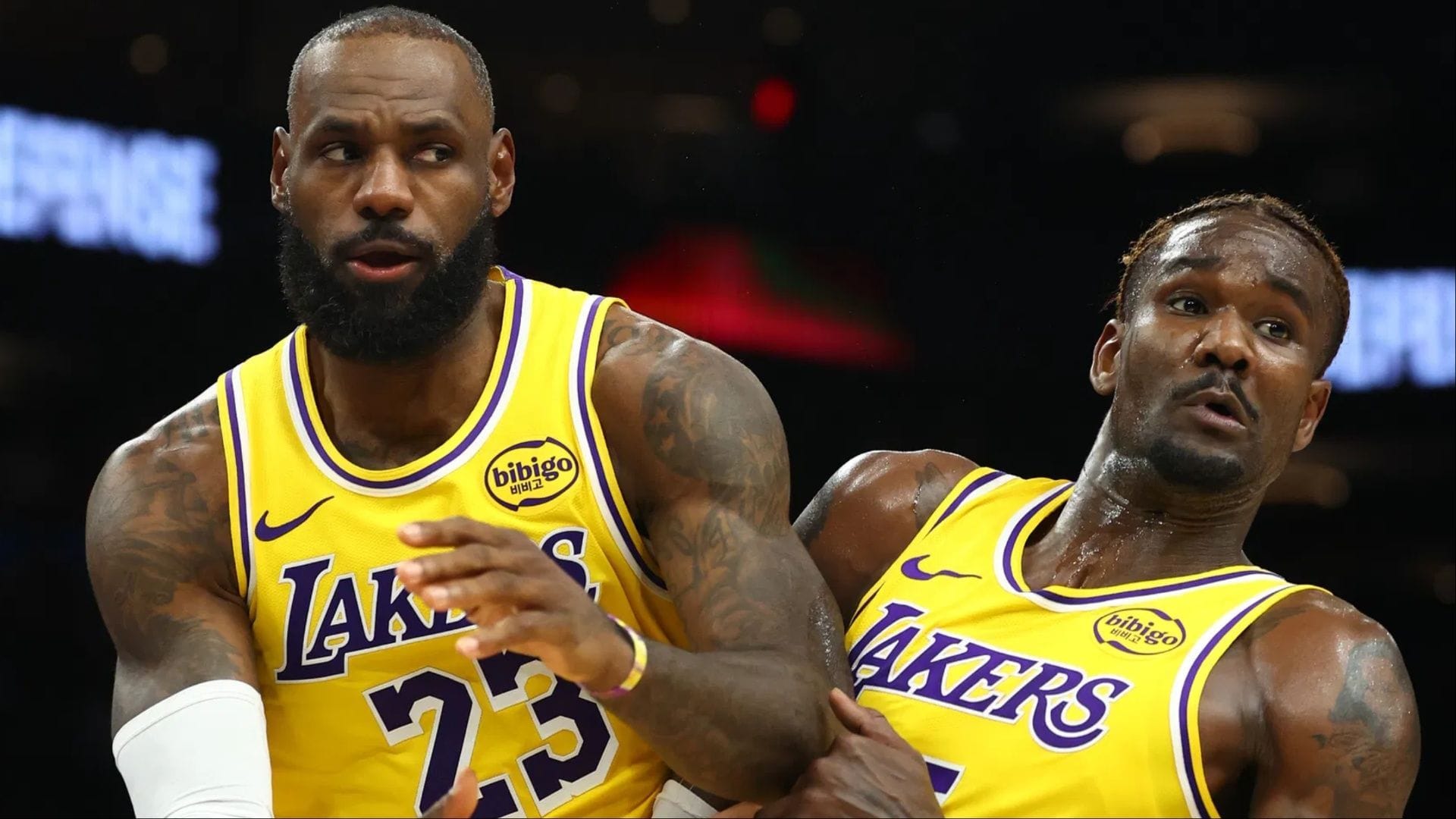 "Deandre Ayton is being included in packages": LeBron James' friend ...