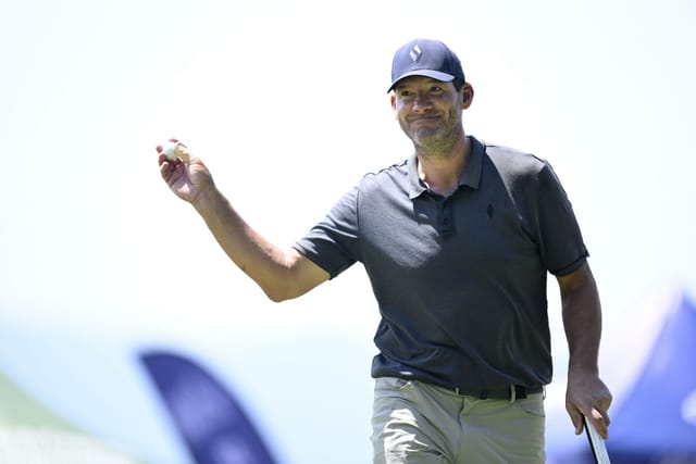 “He is so anti Josh Allen” “Tom Brady is 100x better”: NFL fans rip ...