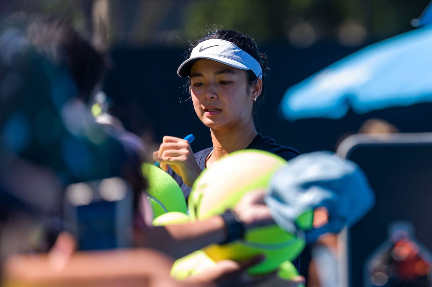 Alexandra Eala shows her class with special shoutout to parents ...