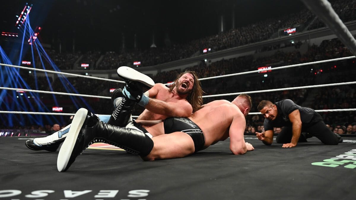 Gunther hits impressive milestone after “tapping out” on WWE RAW