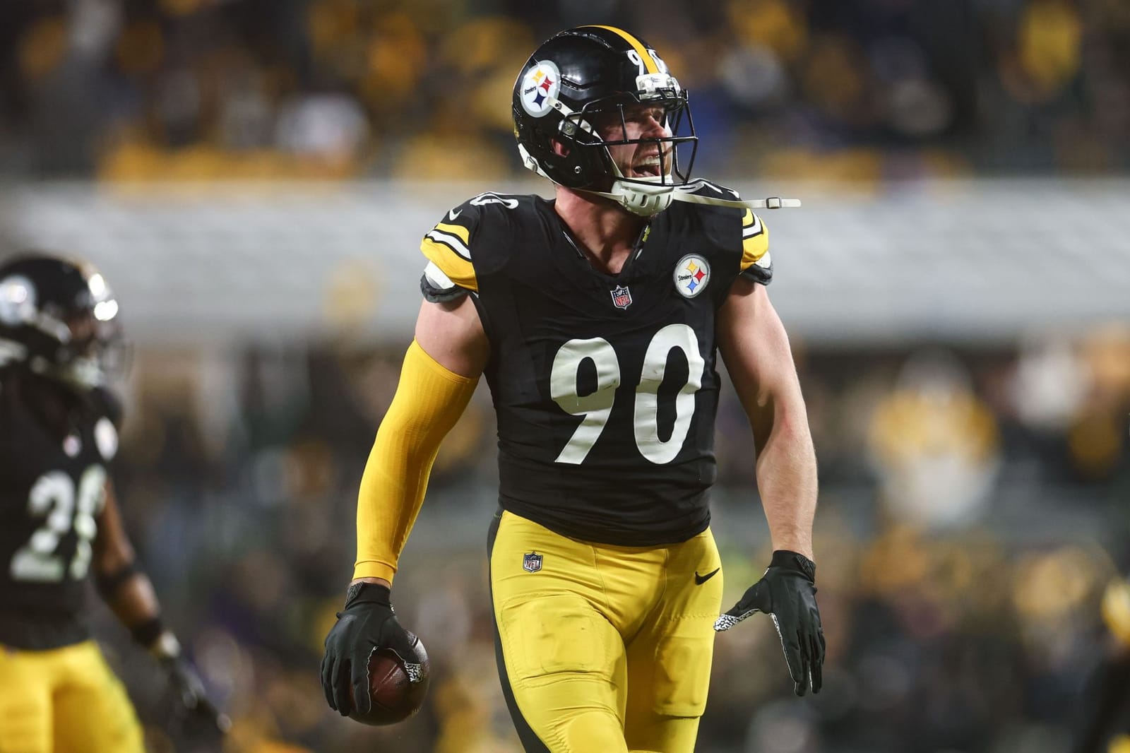 T.J. Watt forced out of Steelers locker room as cigar smoke took over ...