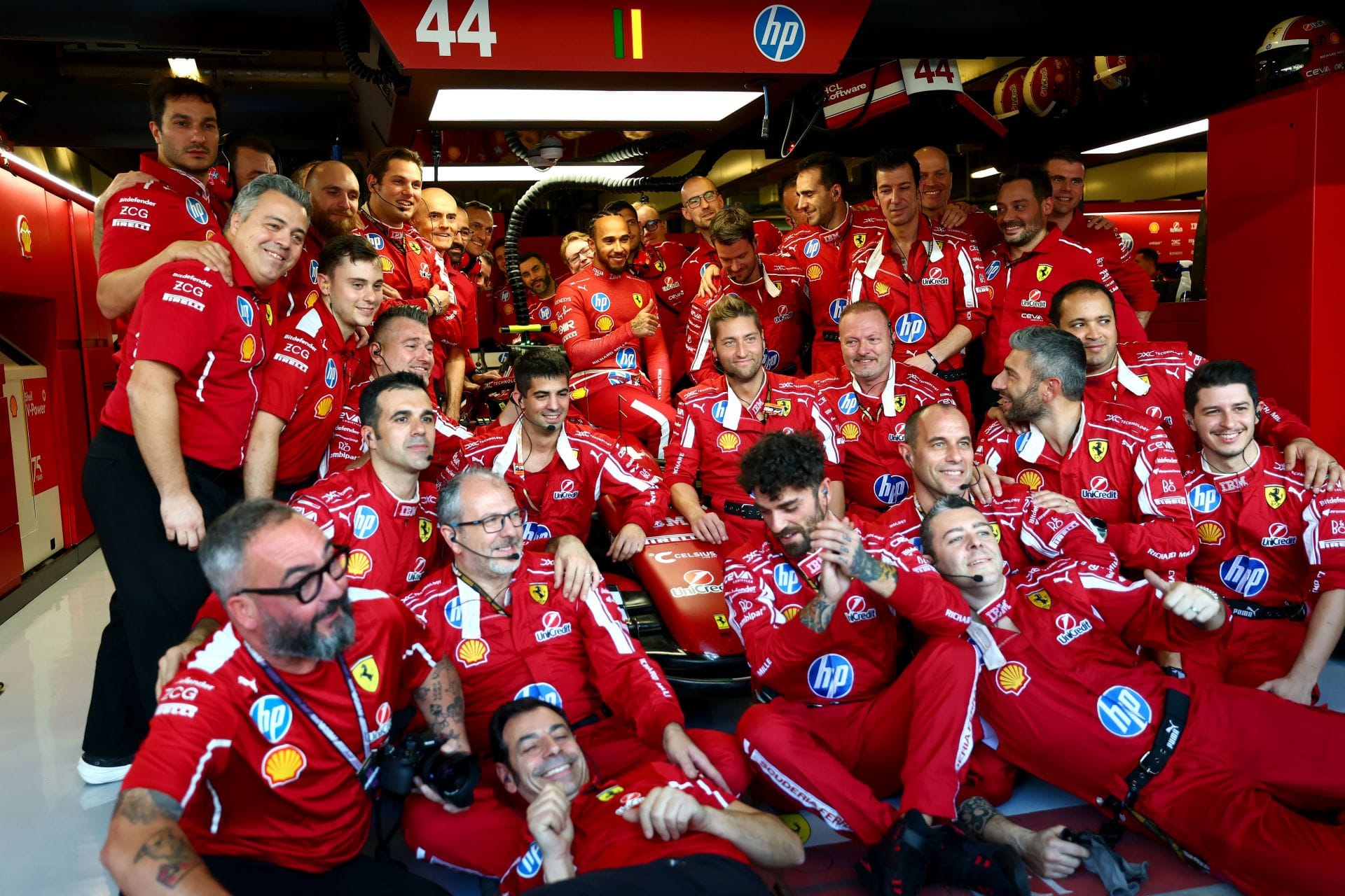 Leading contender to become Lewis Hamilton's new Ferrari race engineer ...