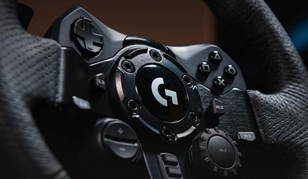 Logitech G29 vs Logitech G923: Which is the better racing wheel?