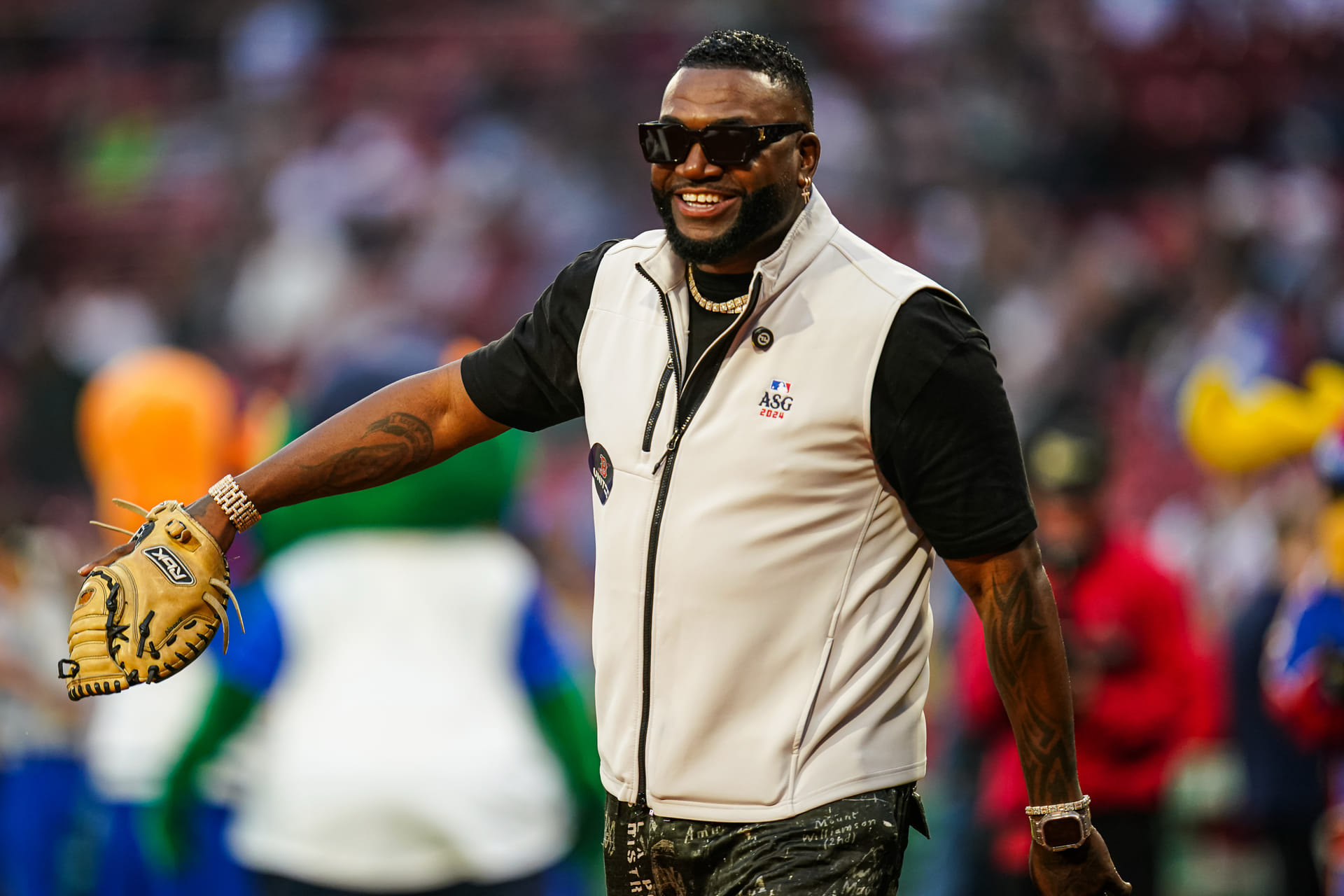 Red Sox legend David Ortiz makes his NFL Super Bowl LX allegiance clear