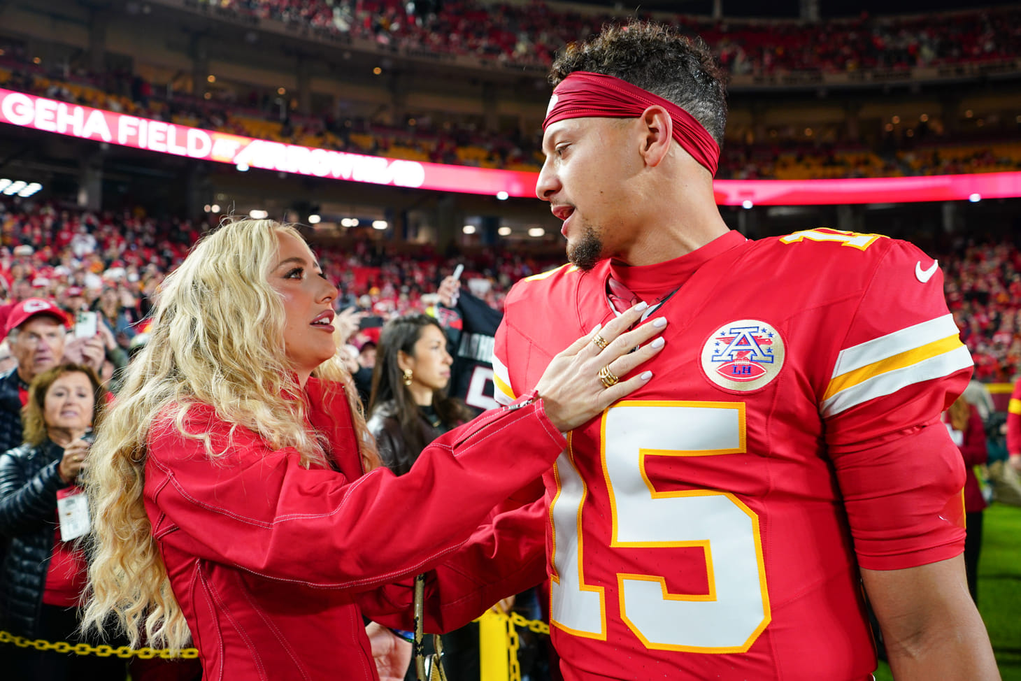 "Nobody wanted this," "Rather have seen Simone Biles": NFL fans slam SI ...