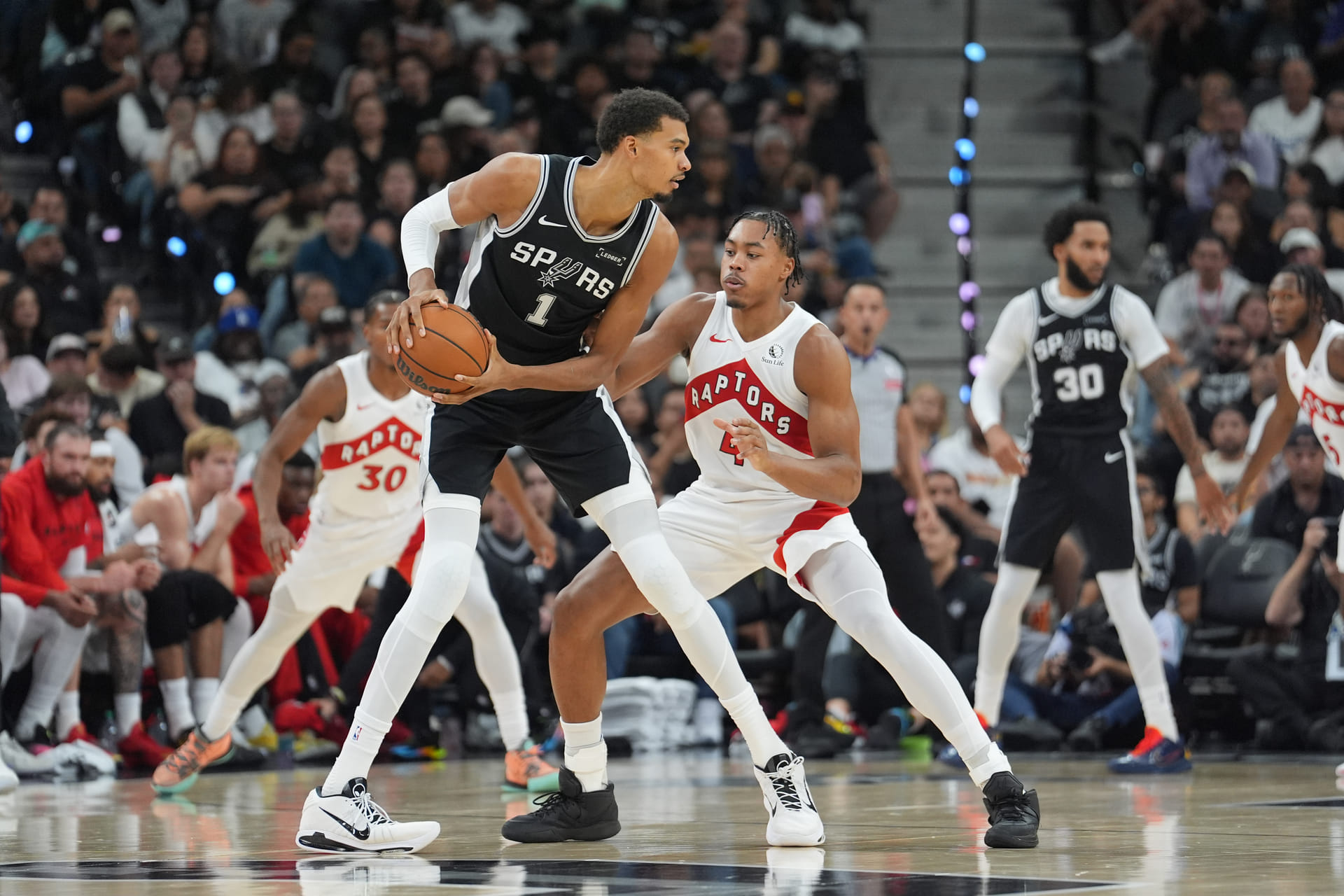 San Antonio Spurs vs Toronto Raptors Preview: Starting Lineups Tonight ...