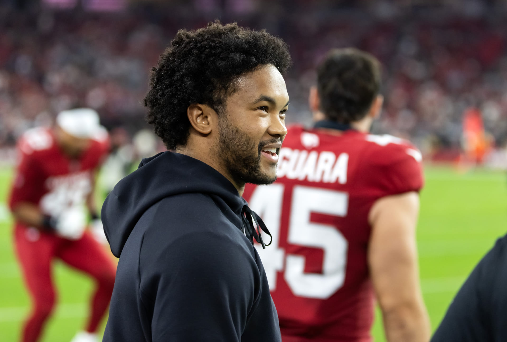 "Yeah, I want another shorter QB who can’t see over the line": NFL fans ...