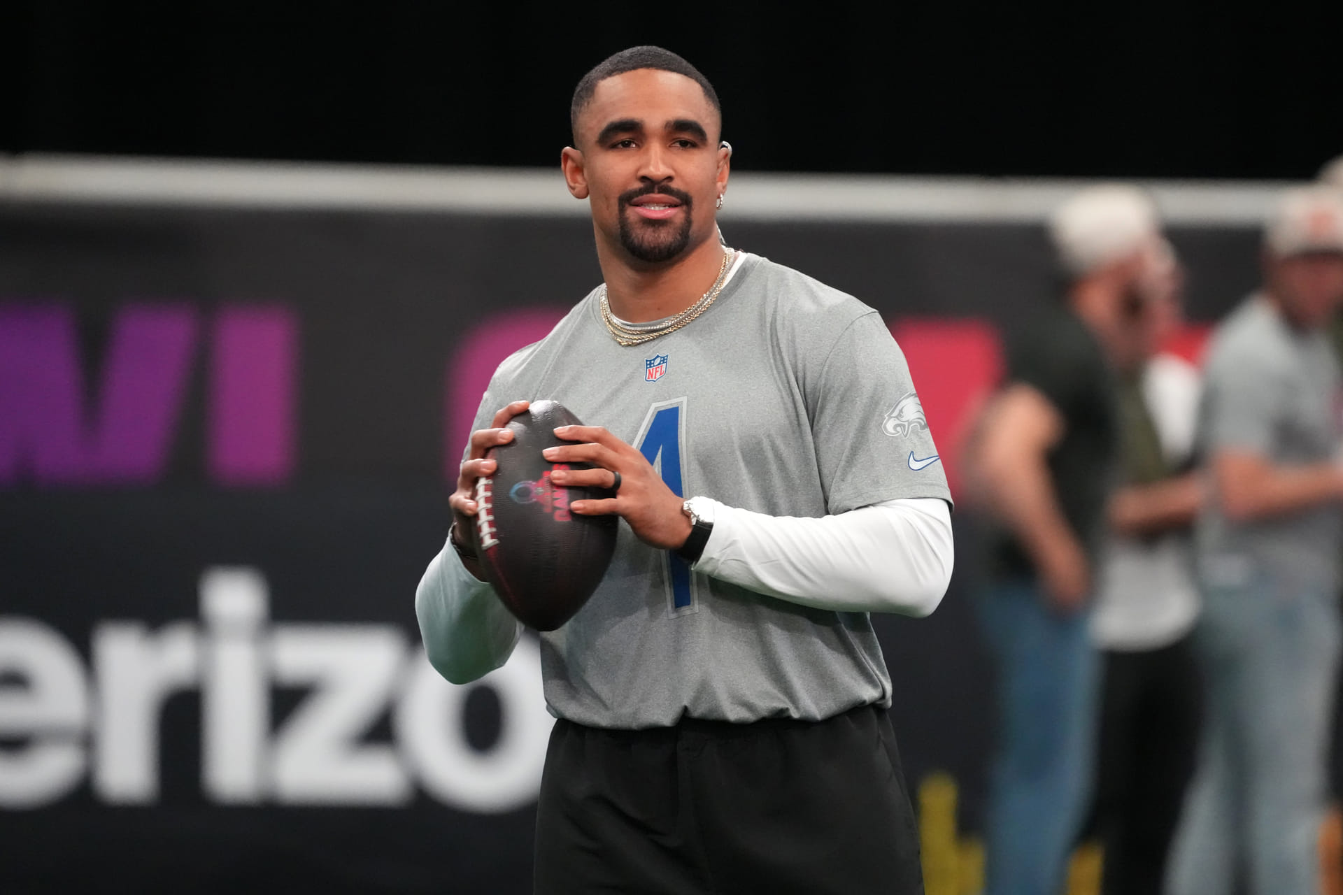 "Legit embarrassing," "This is lame": NFL fans call out Jalen Hurts and ...
