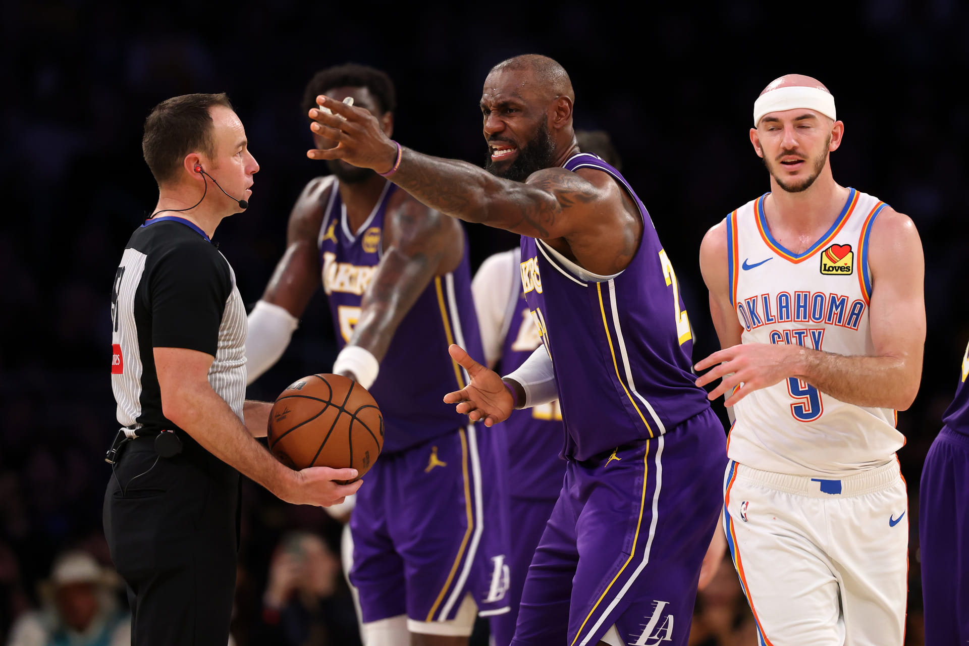 "Bronny finna show why he Lebron son" - NBA Fans Abuzz as Lakers Bench ...