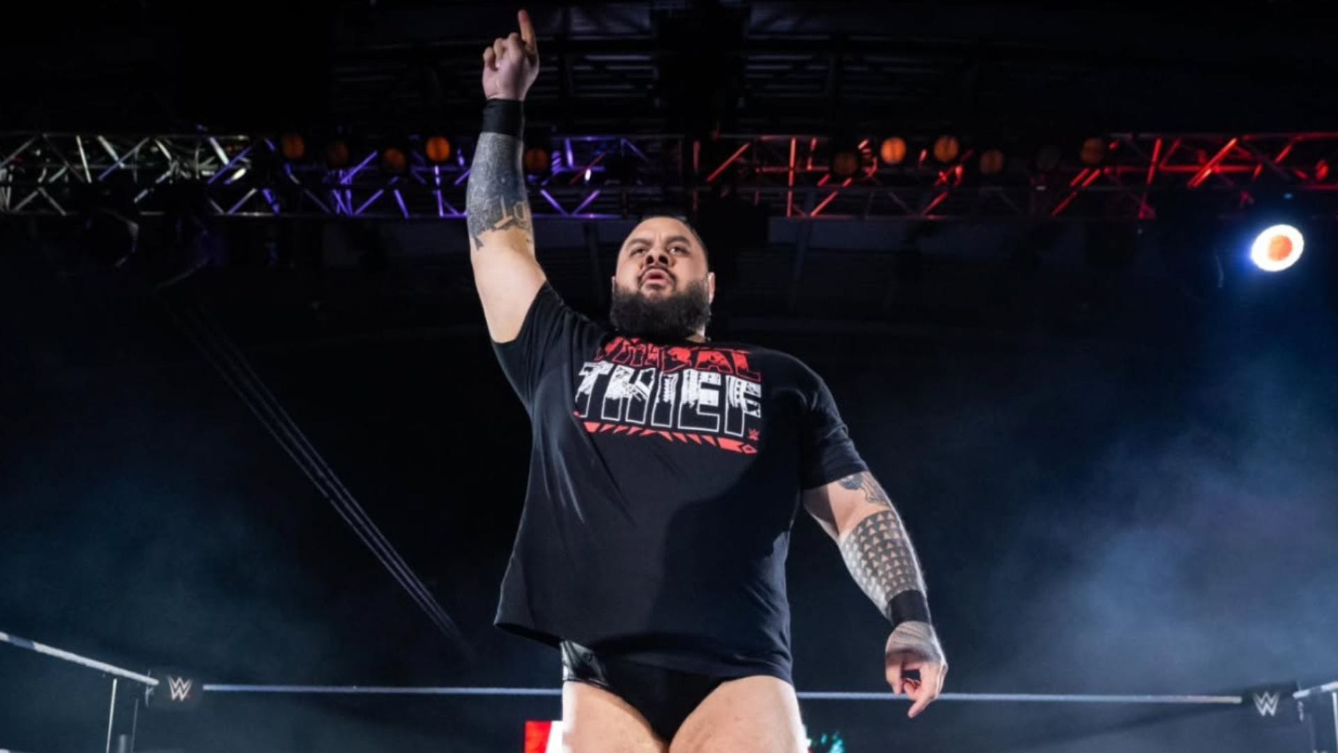 40-year old AEW star sends a heartfelt message to Bronson Reed ...